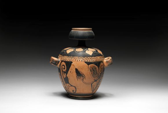 Bonhams : A Greek red-figure skyphoid pyxis