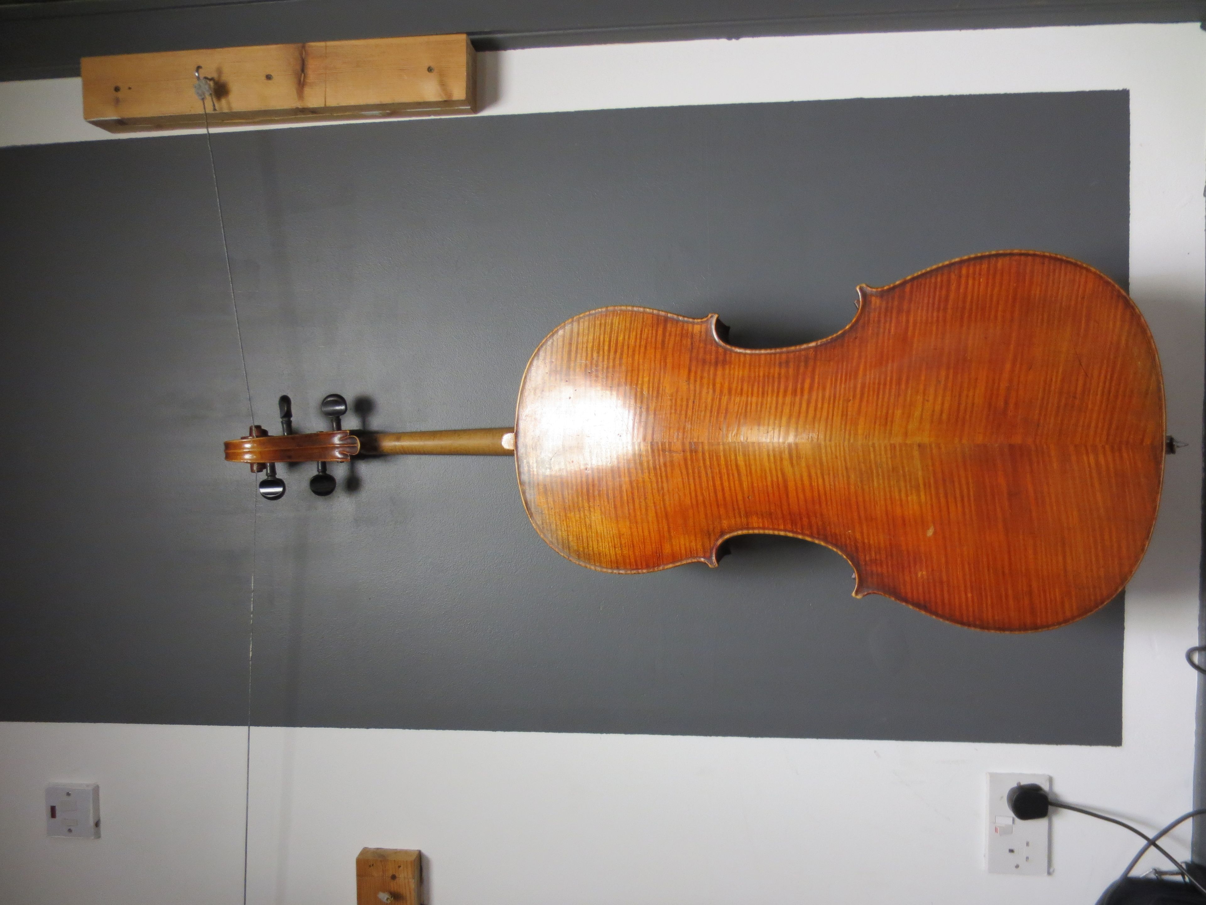 Bonhams : A German Cello by Wolff Bros, Kreuznach, 1884 (3)