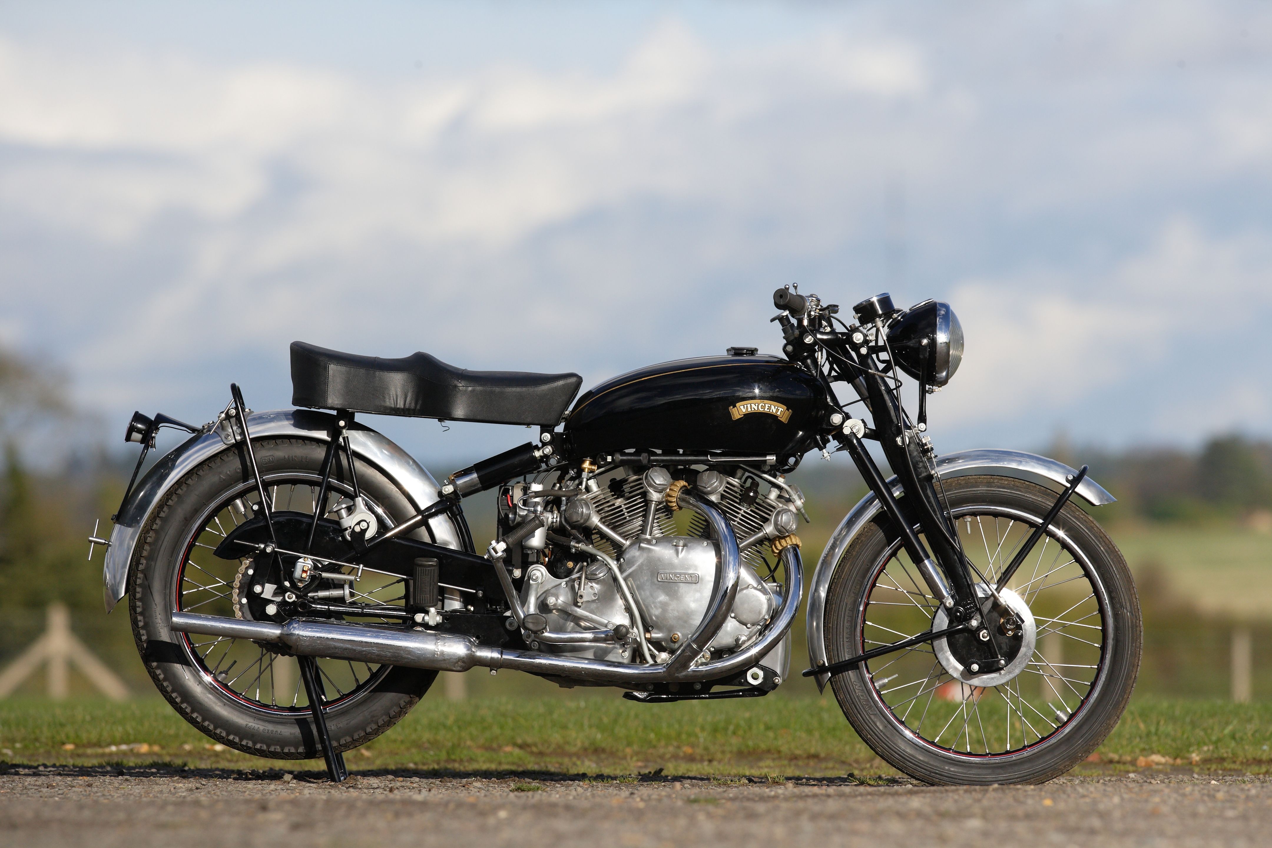 Bonhams Cars : 1950 Vincent 998cc Rapide Frame no. RC7283 Engine no ...