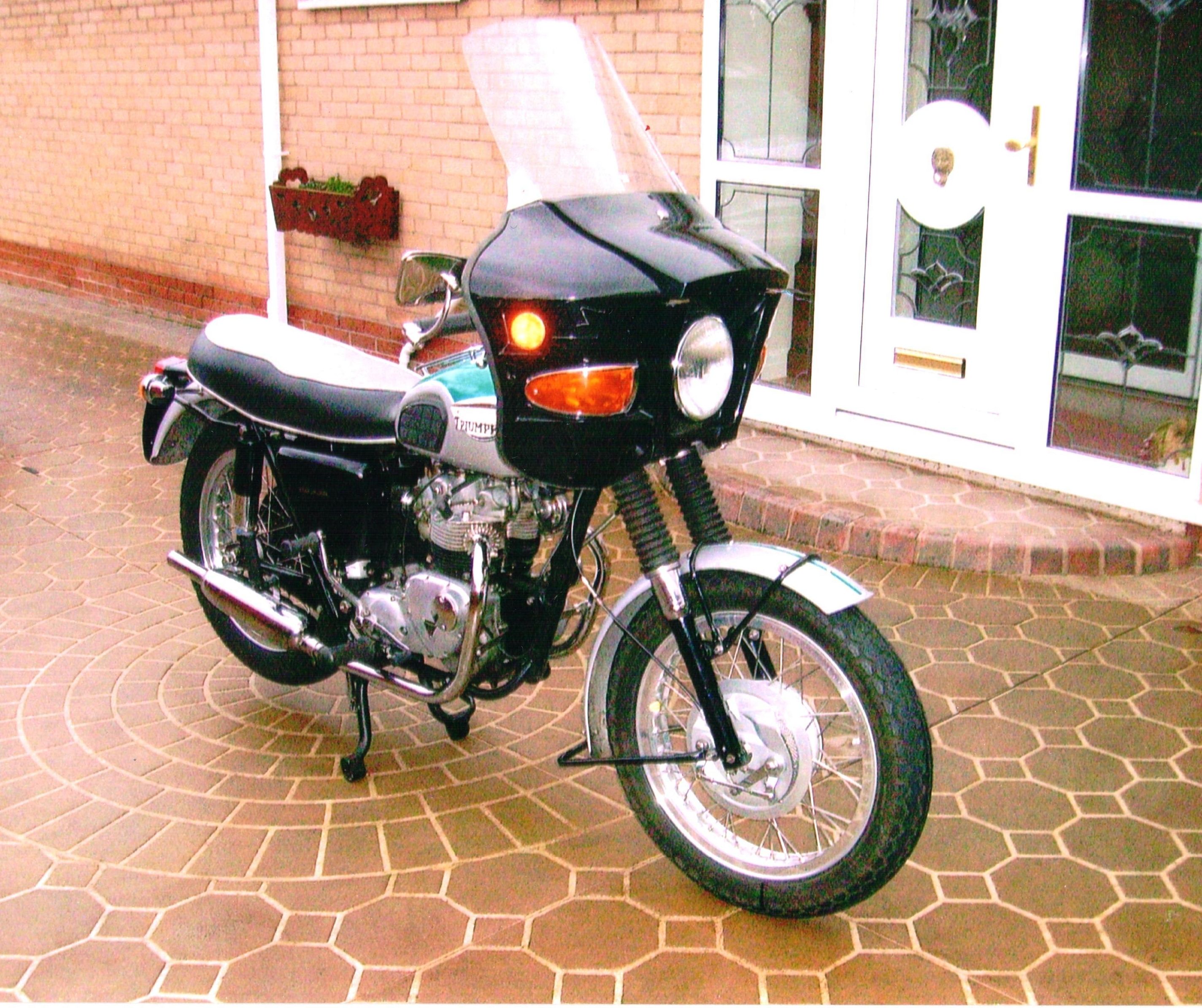 Bonhams Cars : 1969 Triumph 490cc T100SS Frame no. H65008 Engine no. H65008
