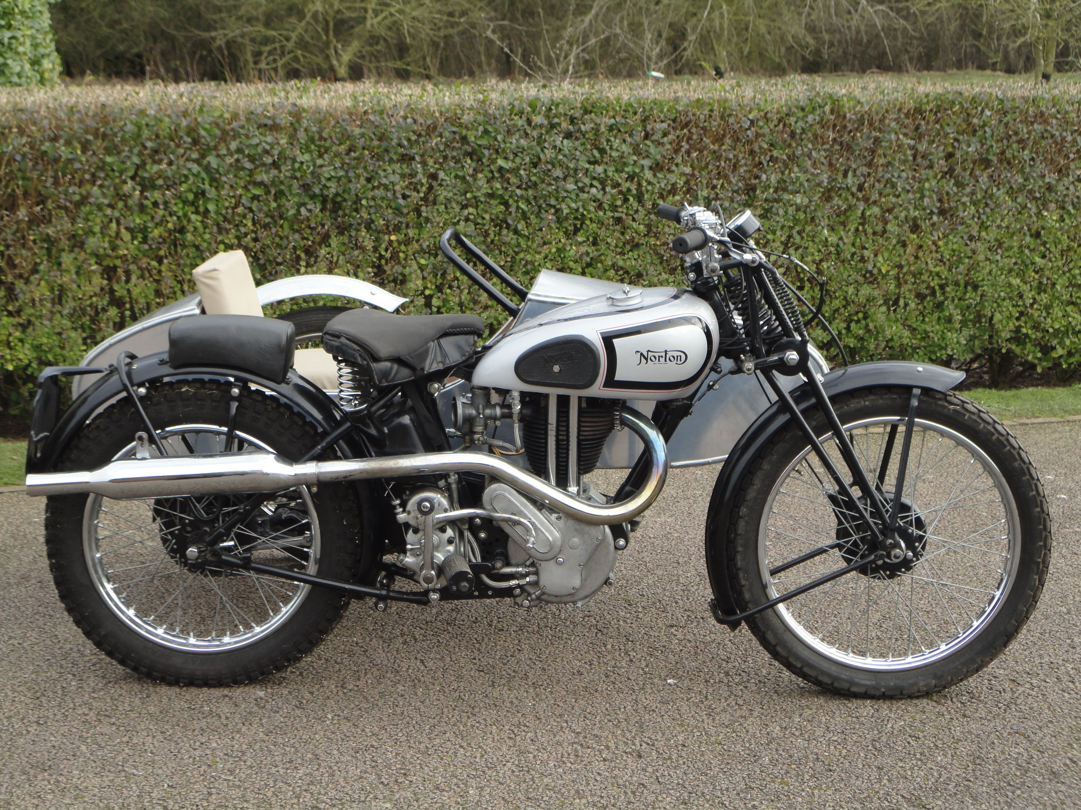 Bonhams Cars : c.1939 Norton 490cc 16H/ES2 Trials Motorcycle ...