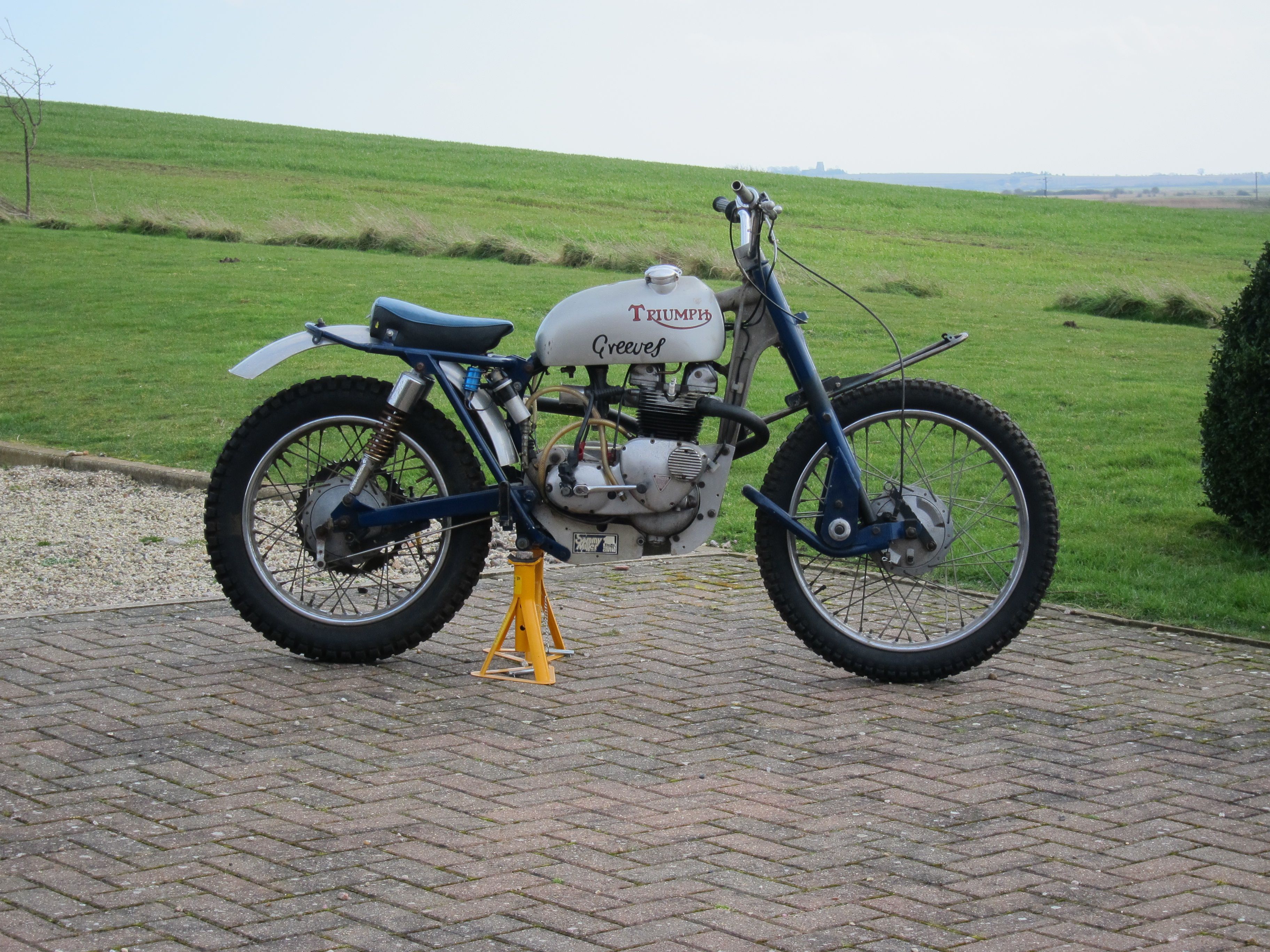 Bonhams Cars : 1966 Greeves-Triumph 350cc Project Frame no. 24MDS 258 ...