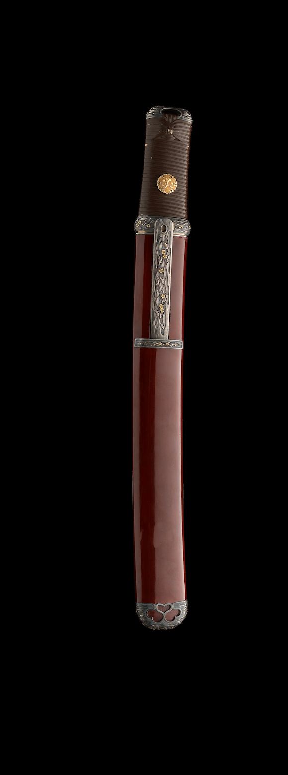 Bonhams : A finely mounted Shinto tanto The blade by Toshimasa, Edo ...