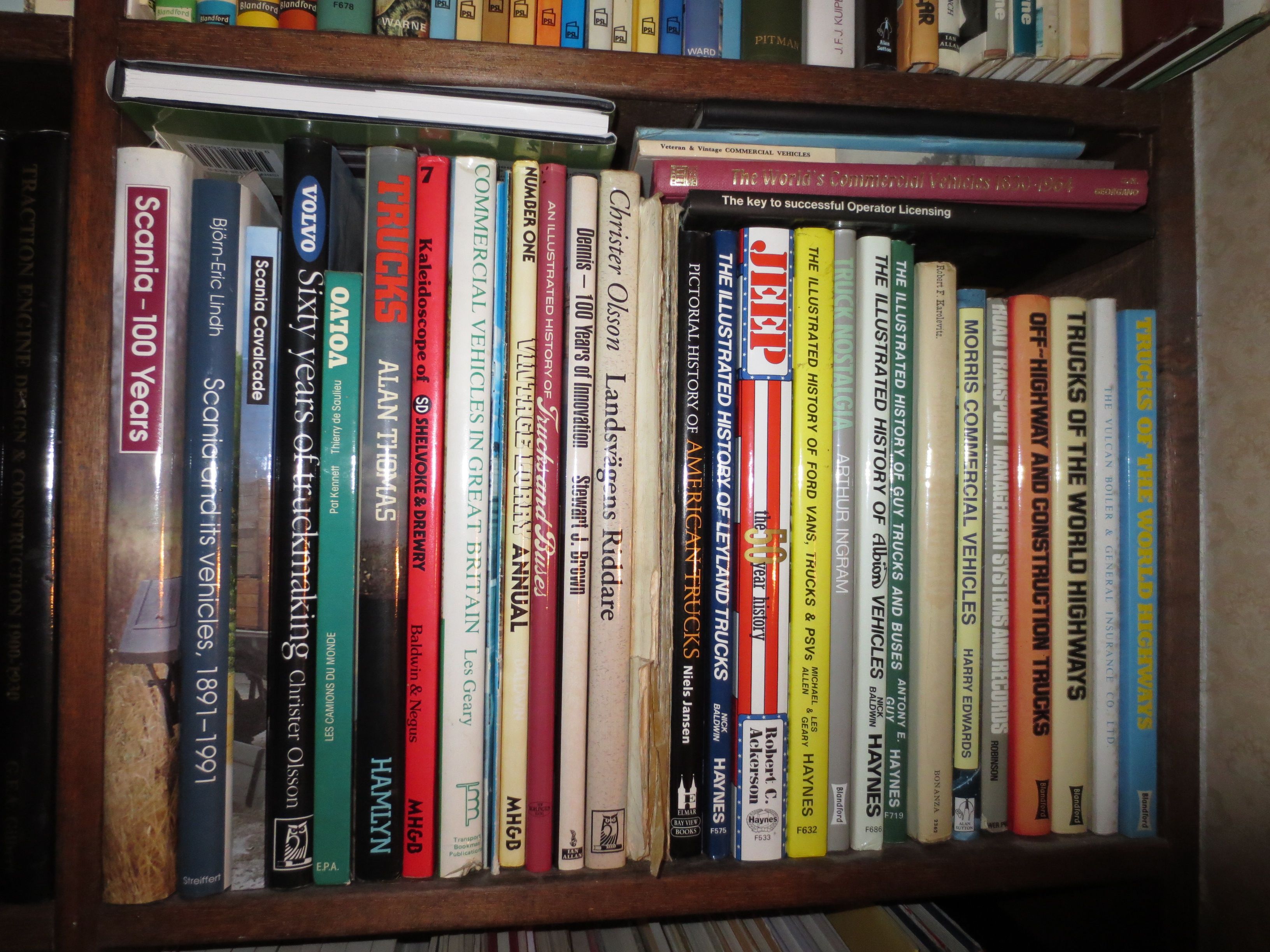 Bonhams Cars : Assorted Commercial Vehicle reference books,