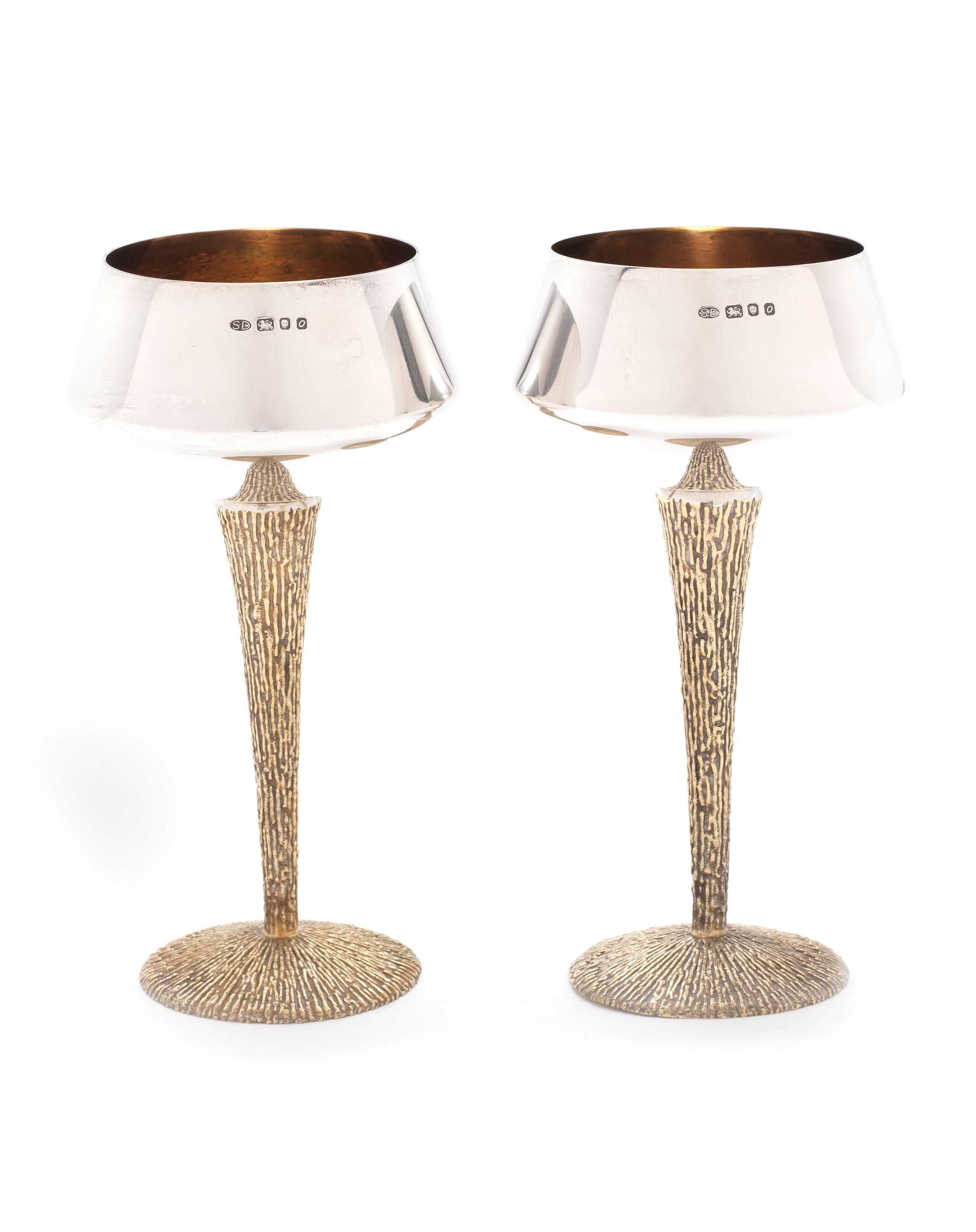 Bonhams : STUART DEVLIN Two silver and silver-gilt goblets London 1969 (2)