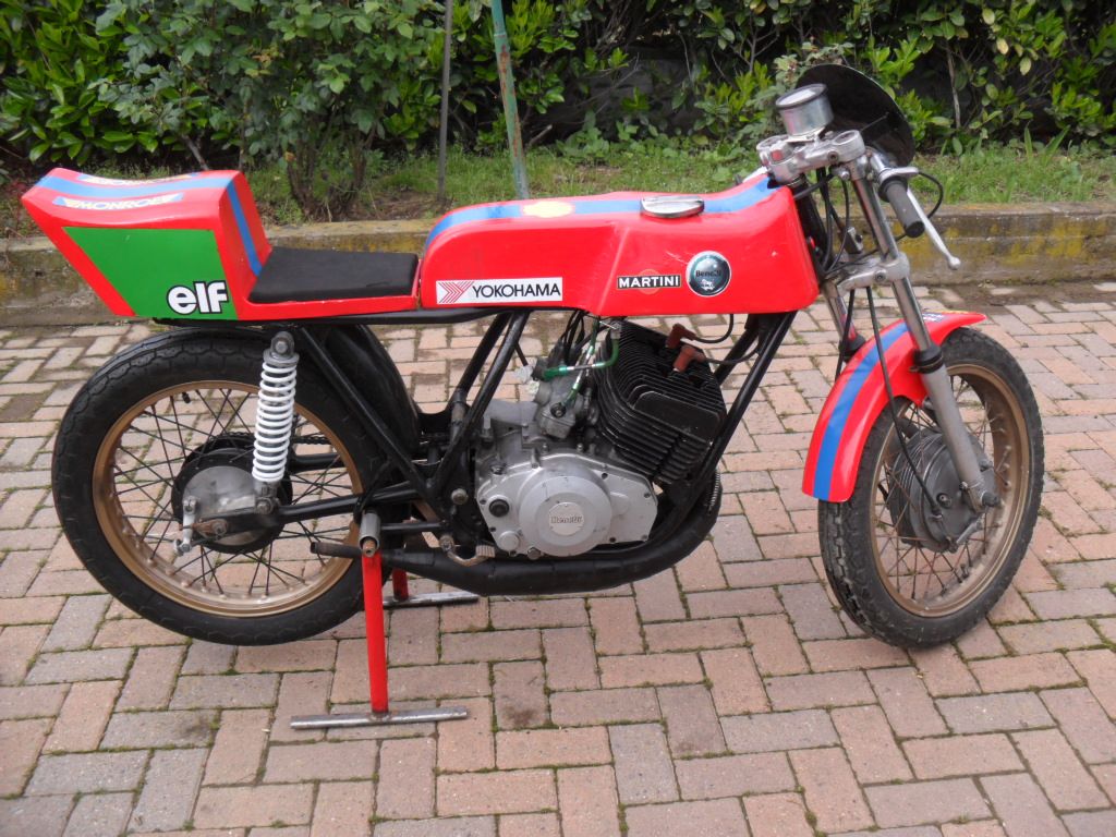 Bonhams Cars : 1971 Benelli 231cc 2C Racing Motorcycle Frame no. 16179 ...