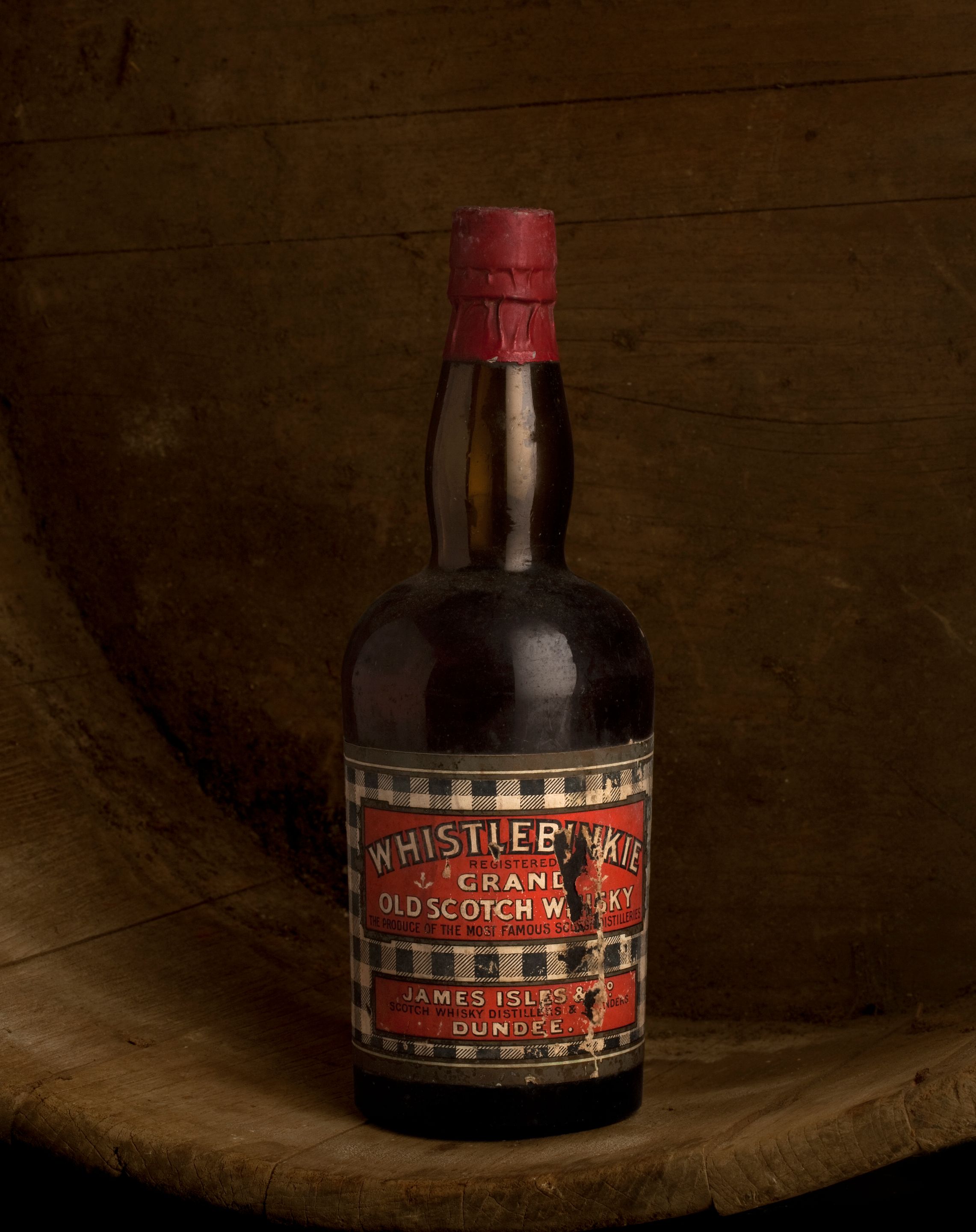 Bonhams : Whistlebinkie Grand Old Scotch Whisky (Glenesk)-Late 19th Century