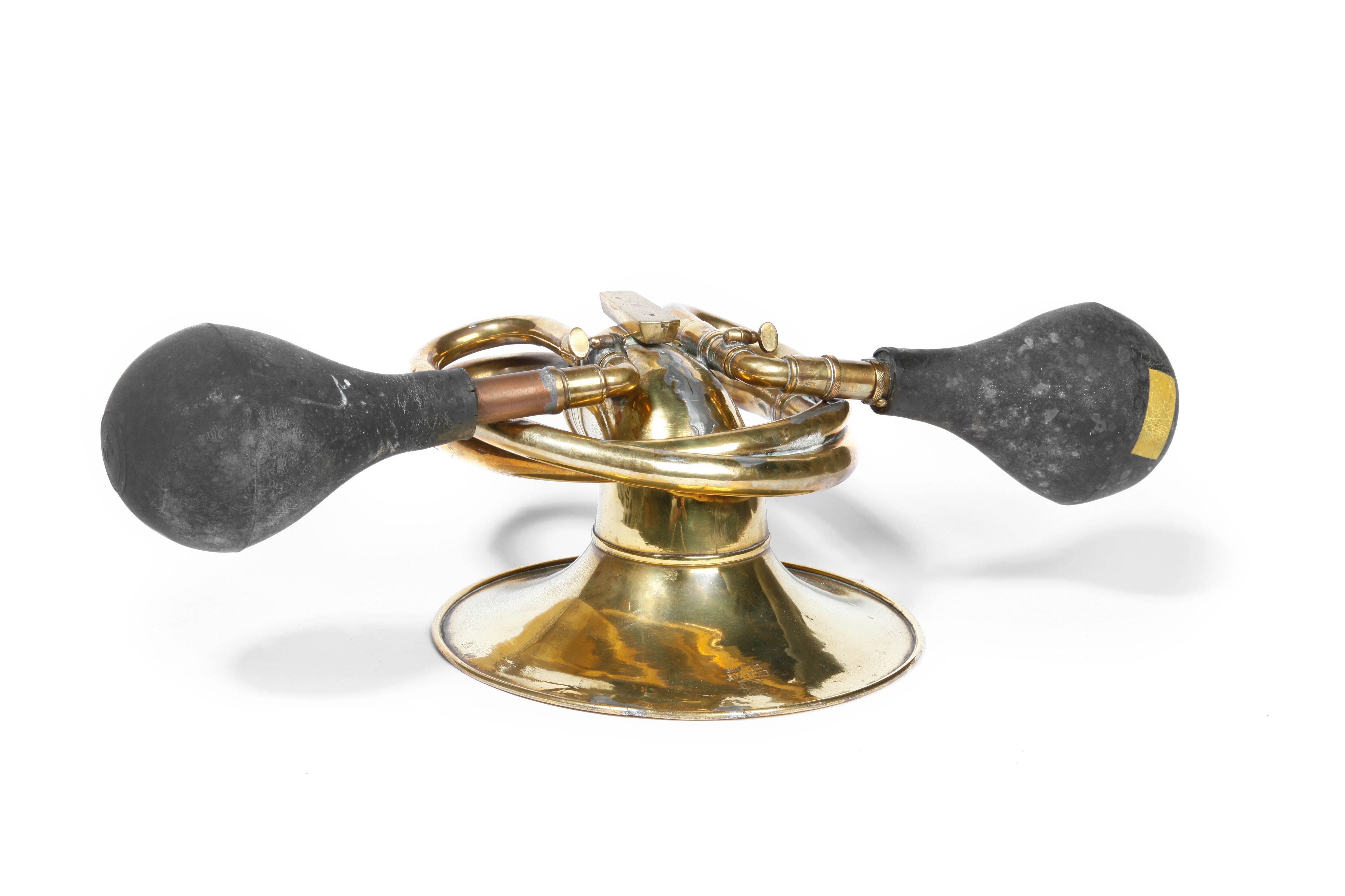 Bonhams Cars : A rare 'escargot circulair' model 220, two-tone motor horn,