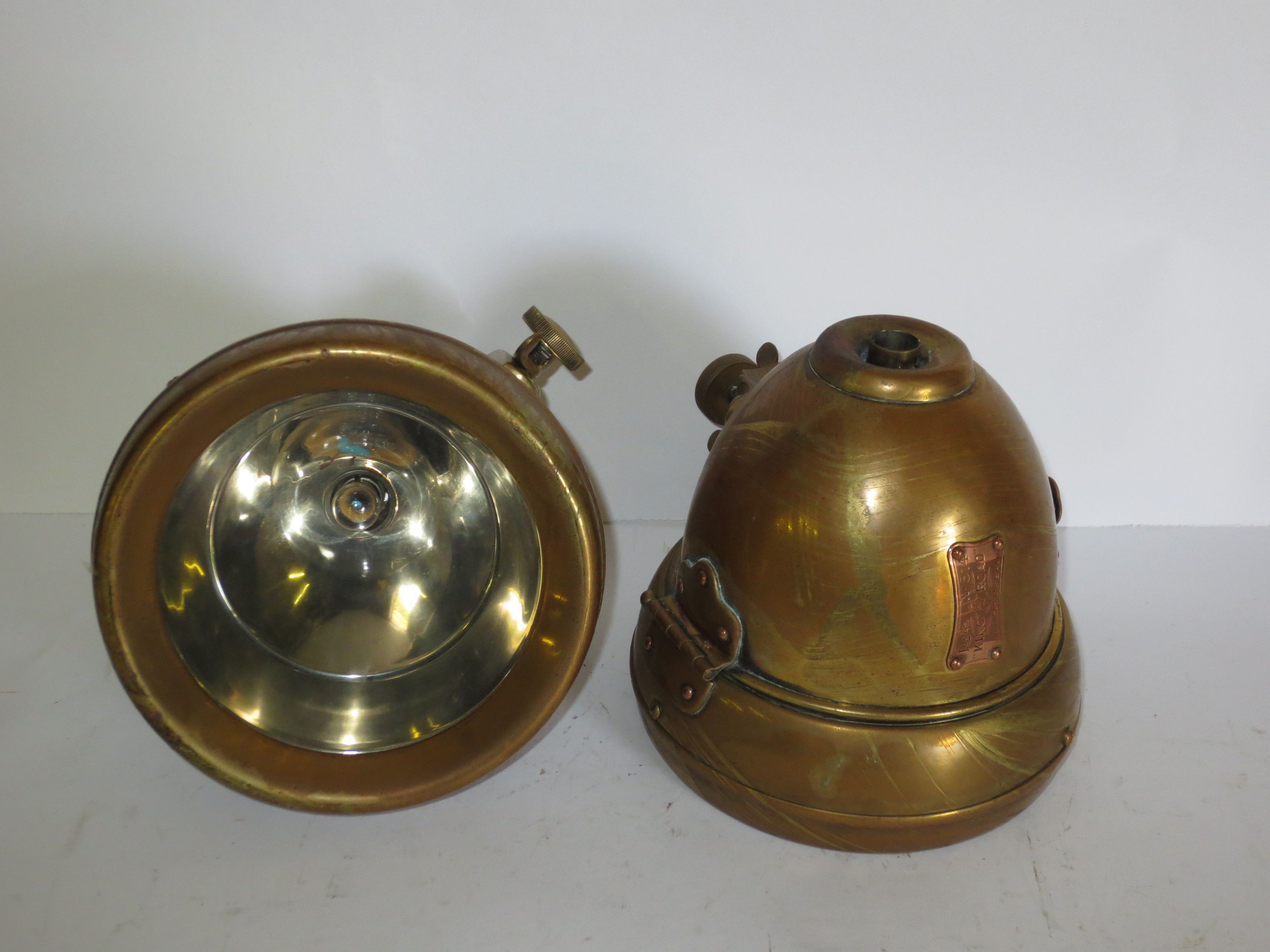 Bonhams Cars : A pair of Lucas Model 514 electric side lights,