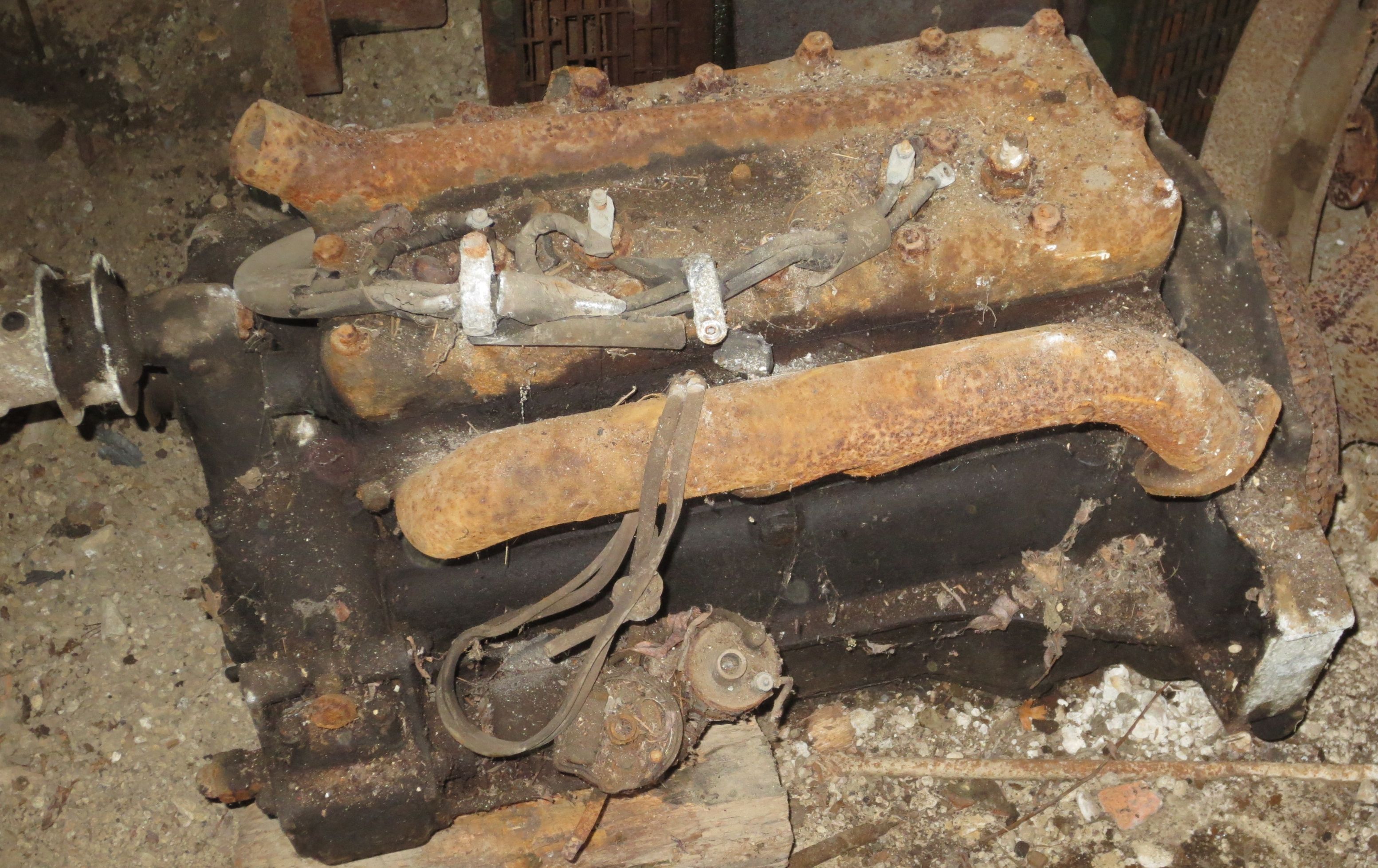 Bonhams Cars : A 1920s four cylinder side valve engine,