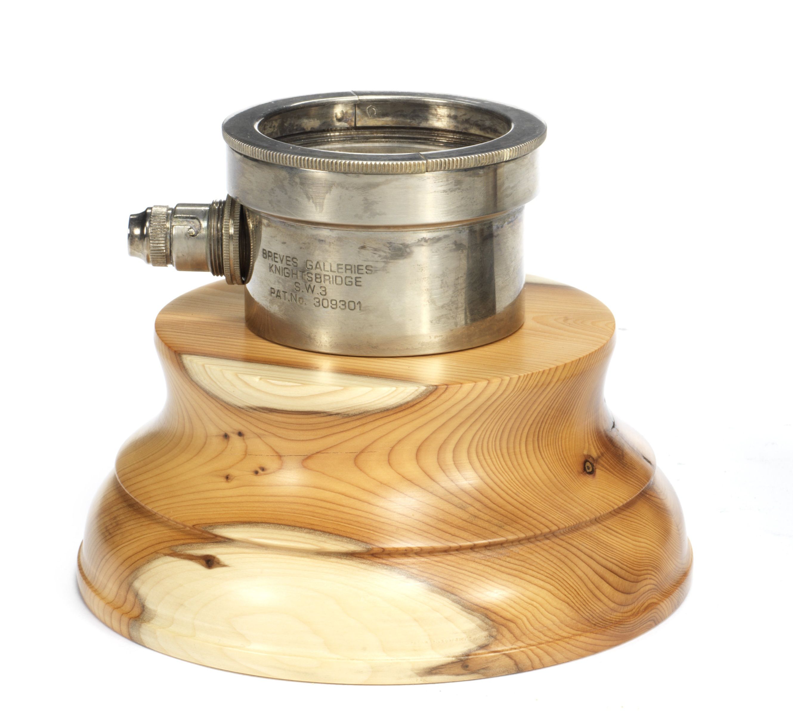 Bonhams Cars : An illuminating radiator mount suitable for Lalique ...