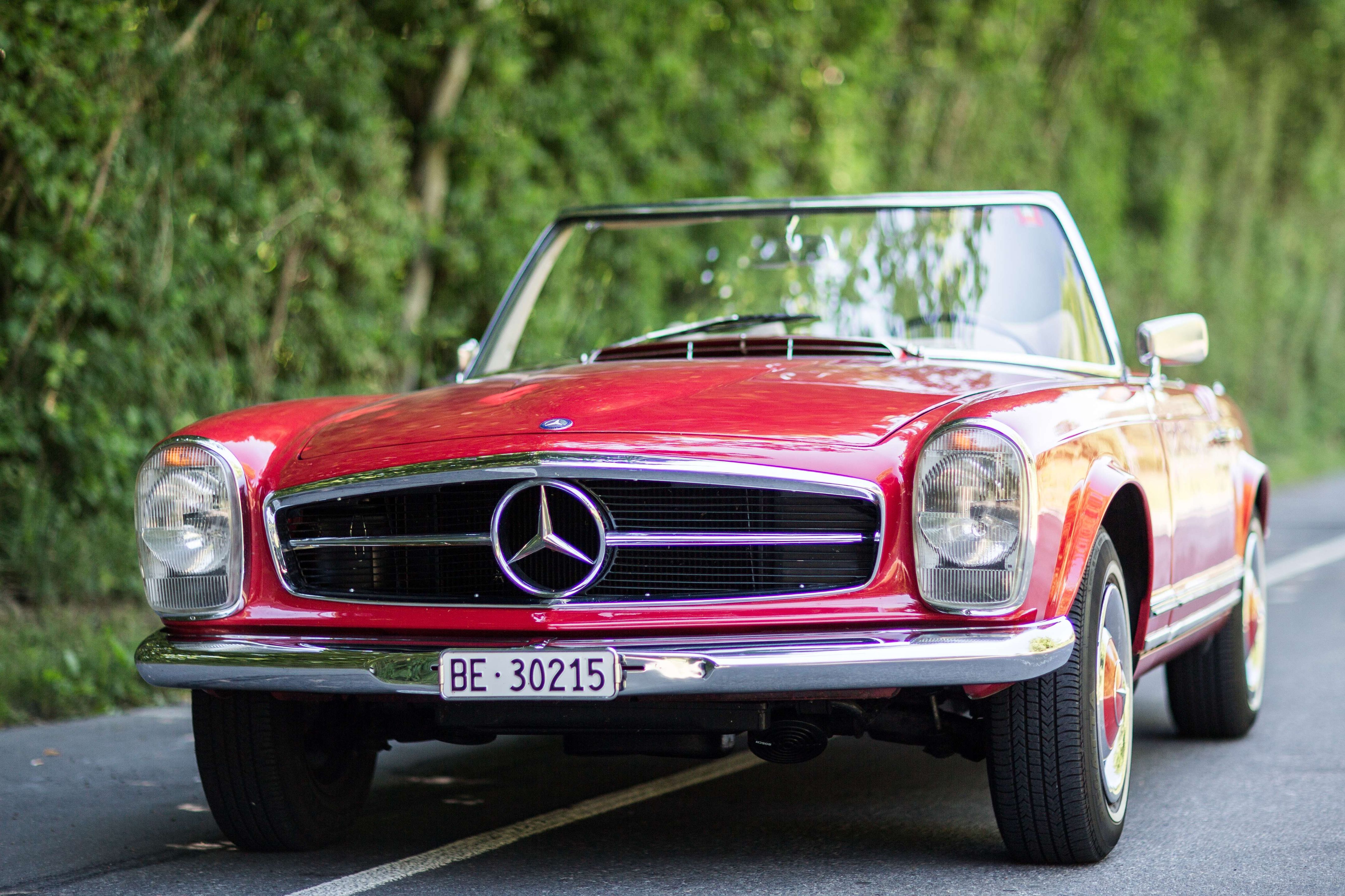 Bonhams Cars : 1965 Mercedes-Benz 230SL with Hardtop Chassis no. 113. ...