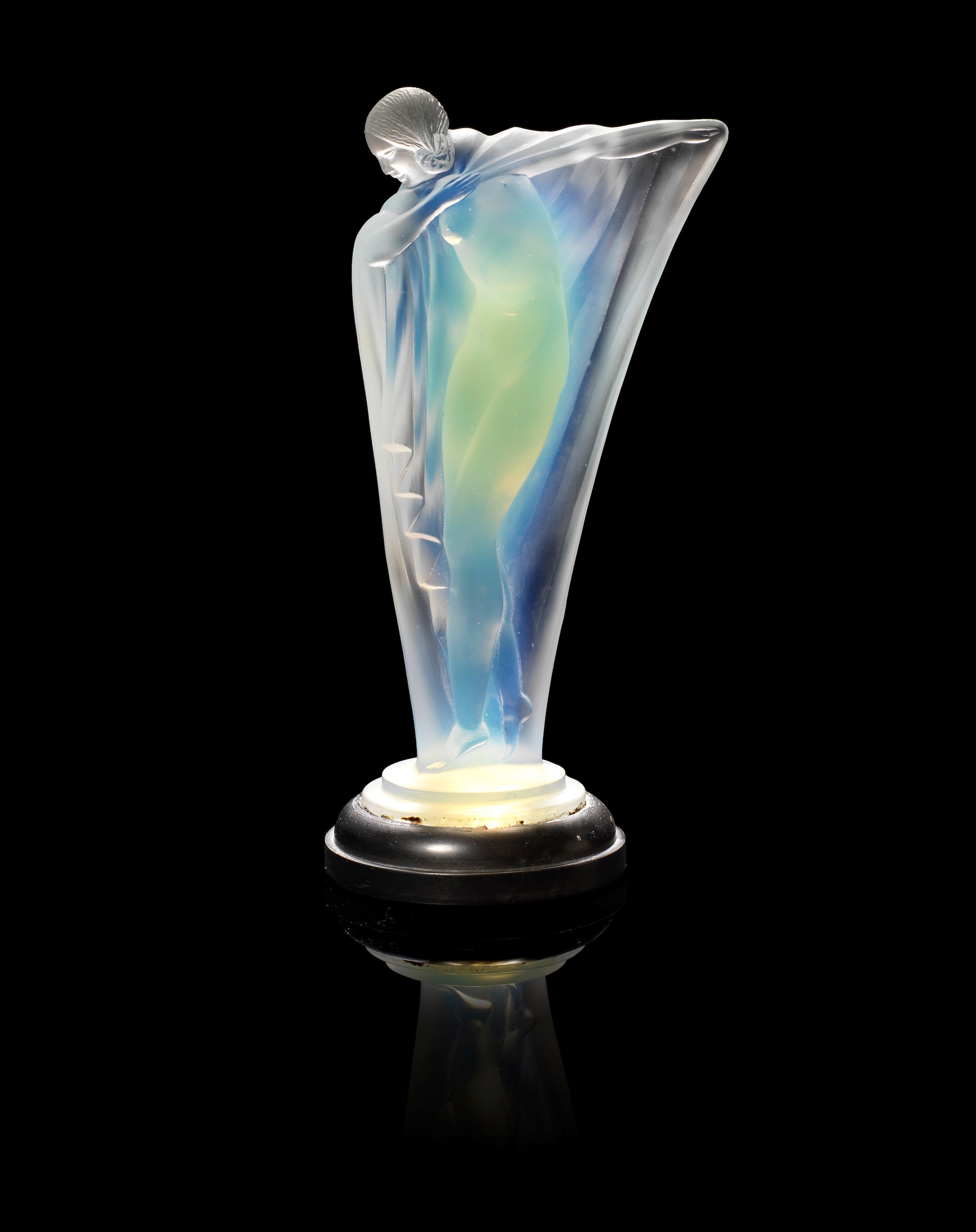 Bonhams : Lucile Sevin for Etling 'Isadora' an Art Deco Opalescent ...