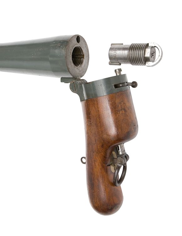 Bonhams : A fine 1½in. bore 'London' punt gun by Holland & Holland, no ...