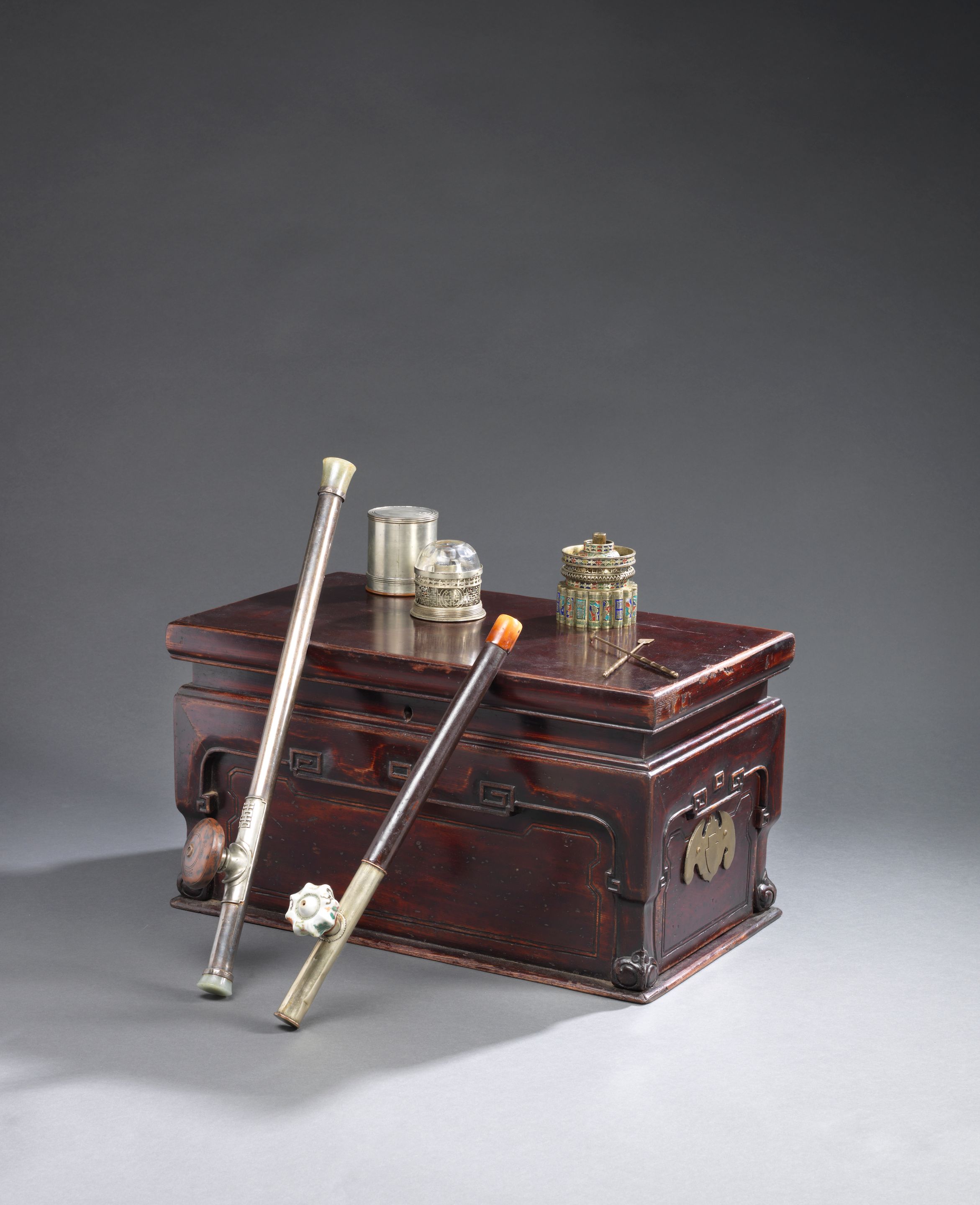 Bonhams : An opium-smoking set Qing Dynasty