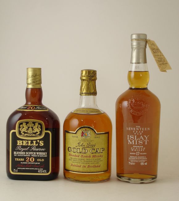 Bonhams : Bell's Royal Reserve-20 year old John Begg Gold Cap-Circa ...