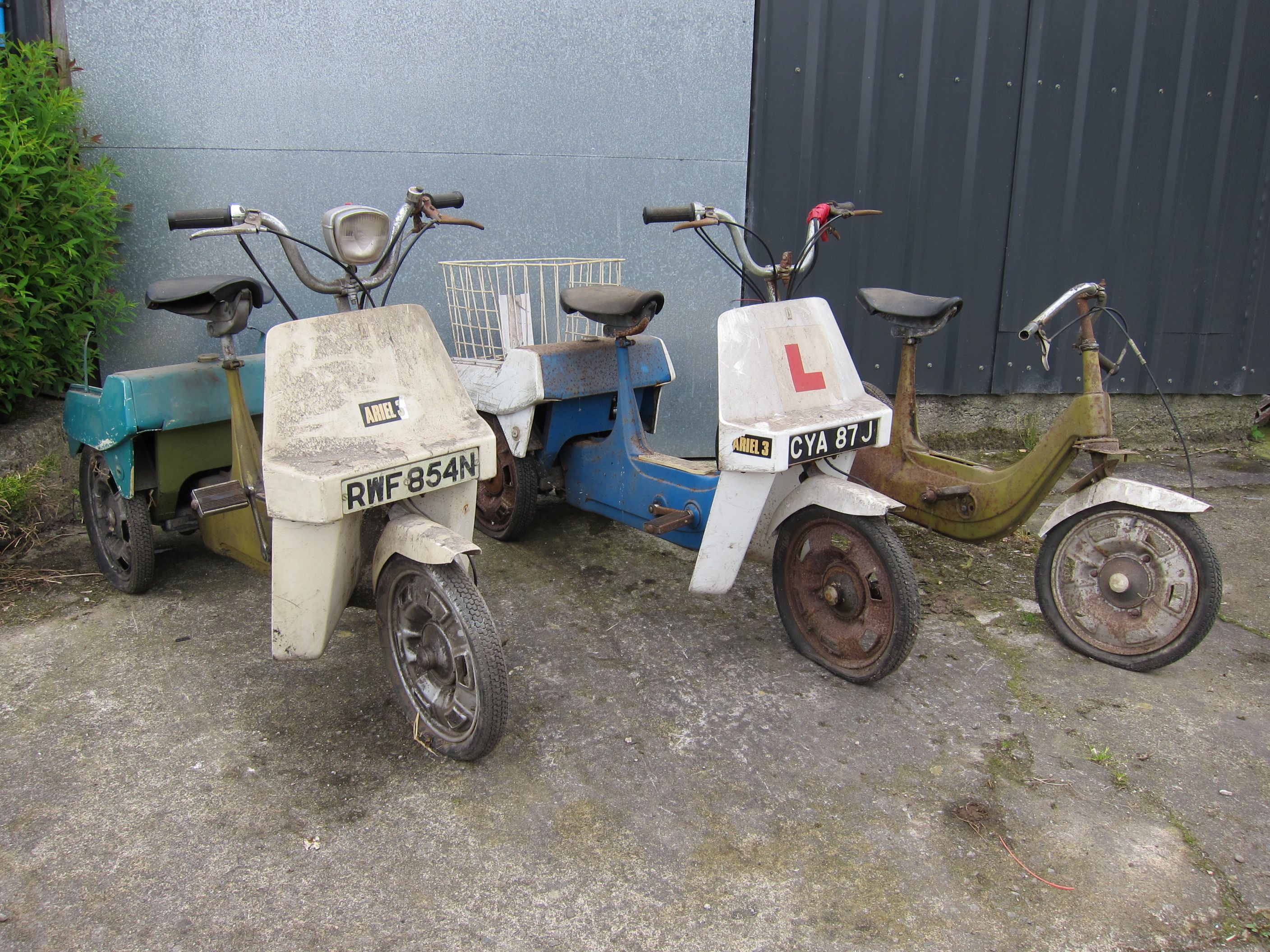Bonhams Cars : c.1970-1974 Ariel 3 Mopeds x3