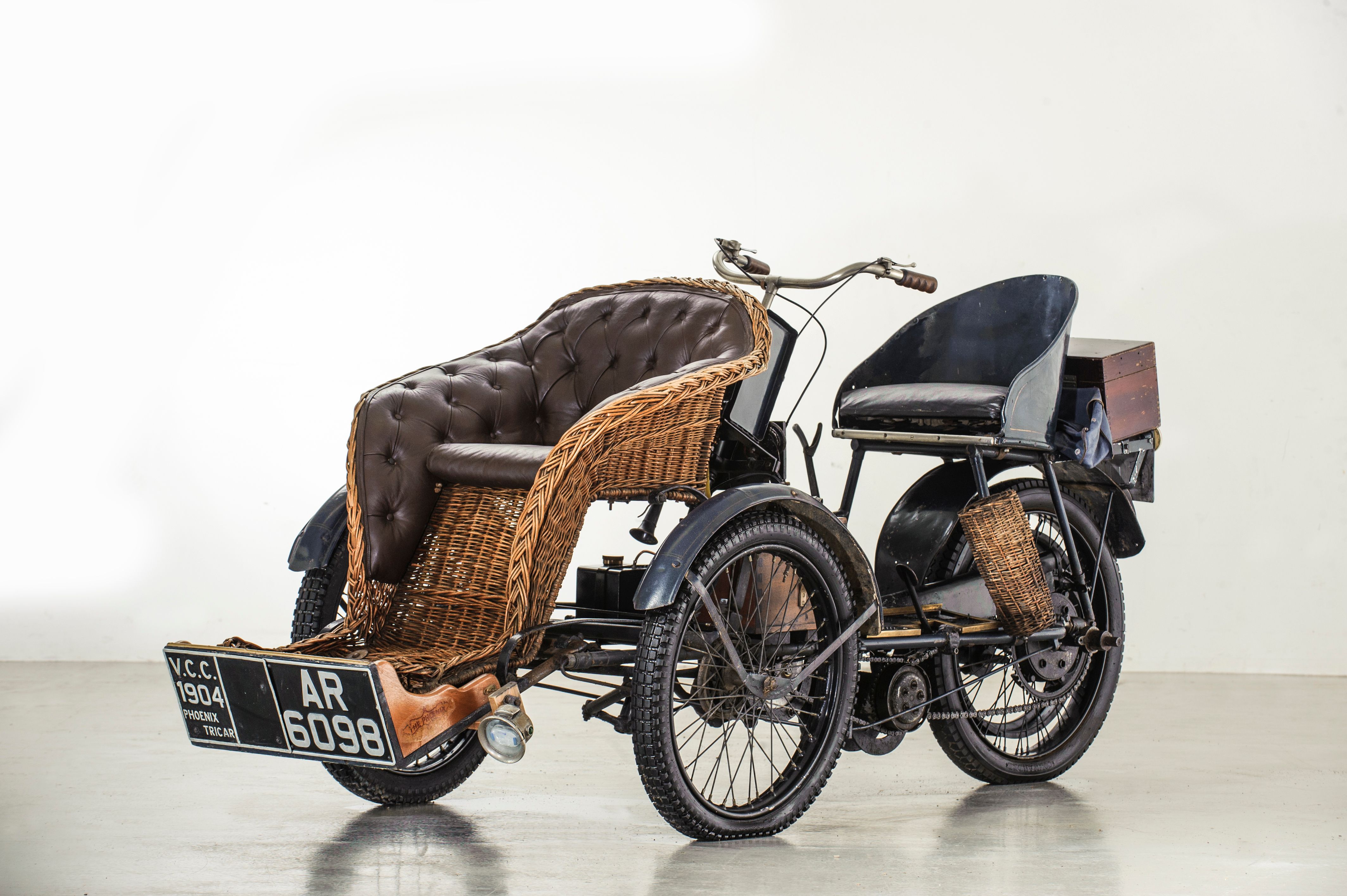Bonhams Cars : 1904 Phoenix 4½hp Tricar Engine no. 165