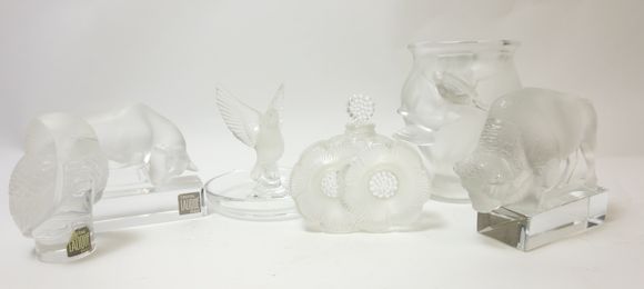 Bonhams : A collection of clear and frosted modern Lalique ornaments