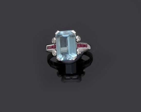 Bonhams : An aquamarine, diamond and ruby dress ring