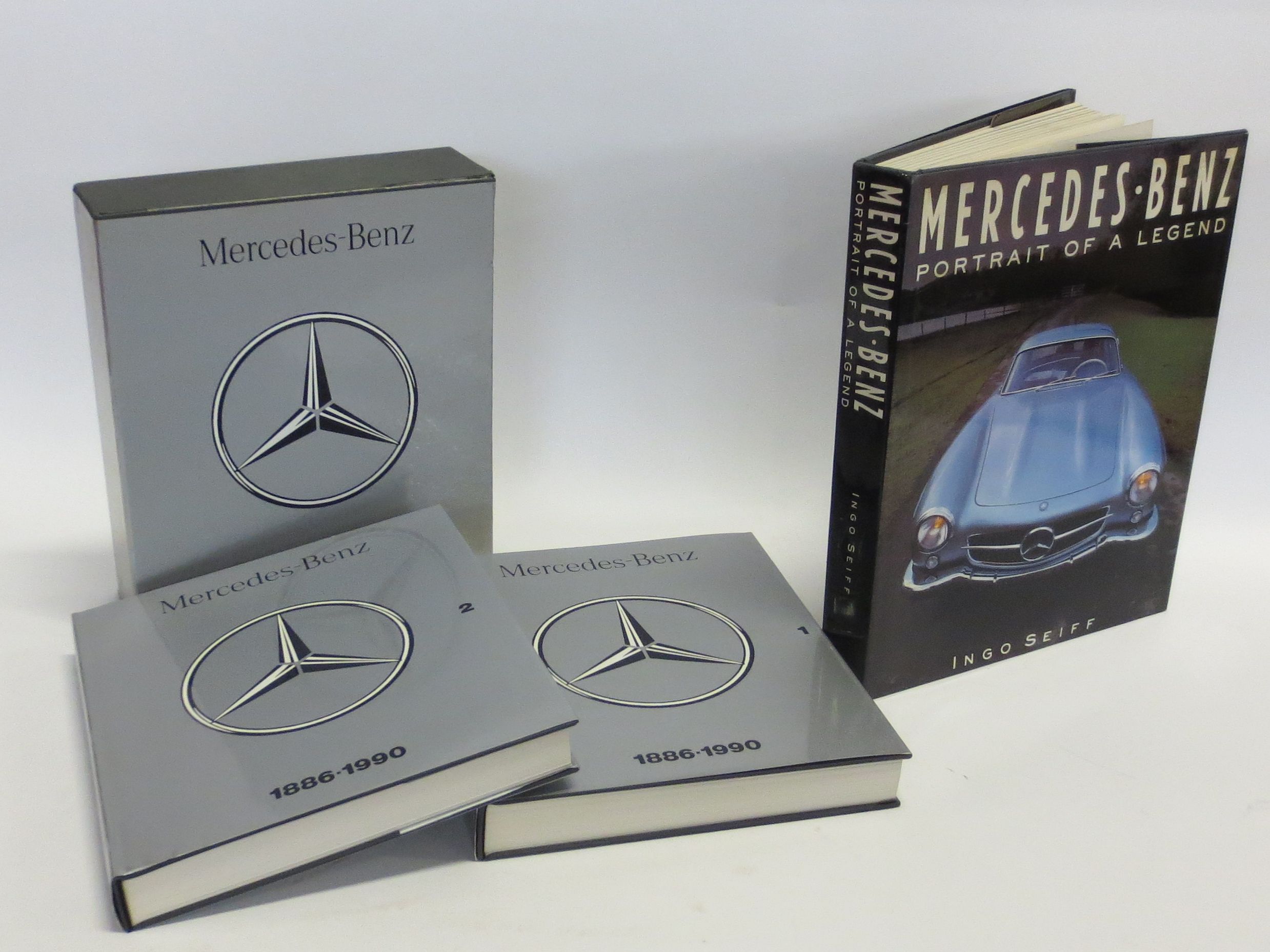 Bonhams Cars : Lewandowski: Mercedes-Benz Catalogue Raisonne 1886-1990 ...