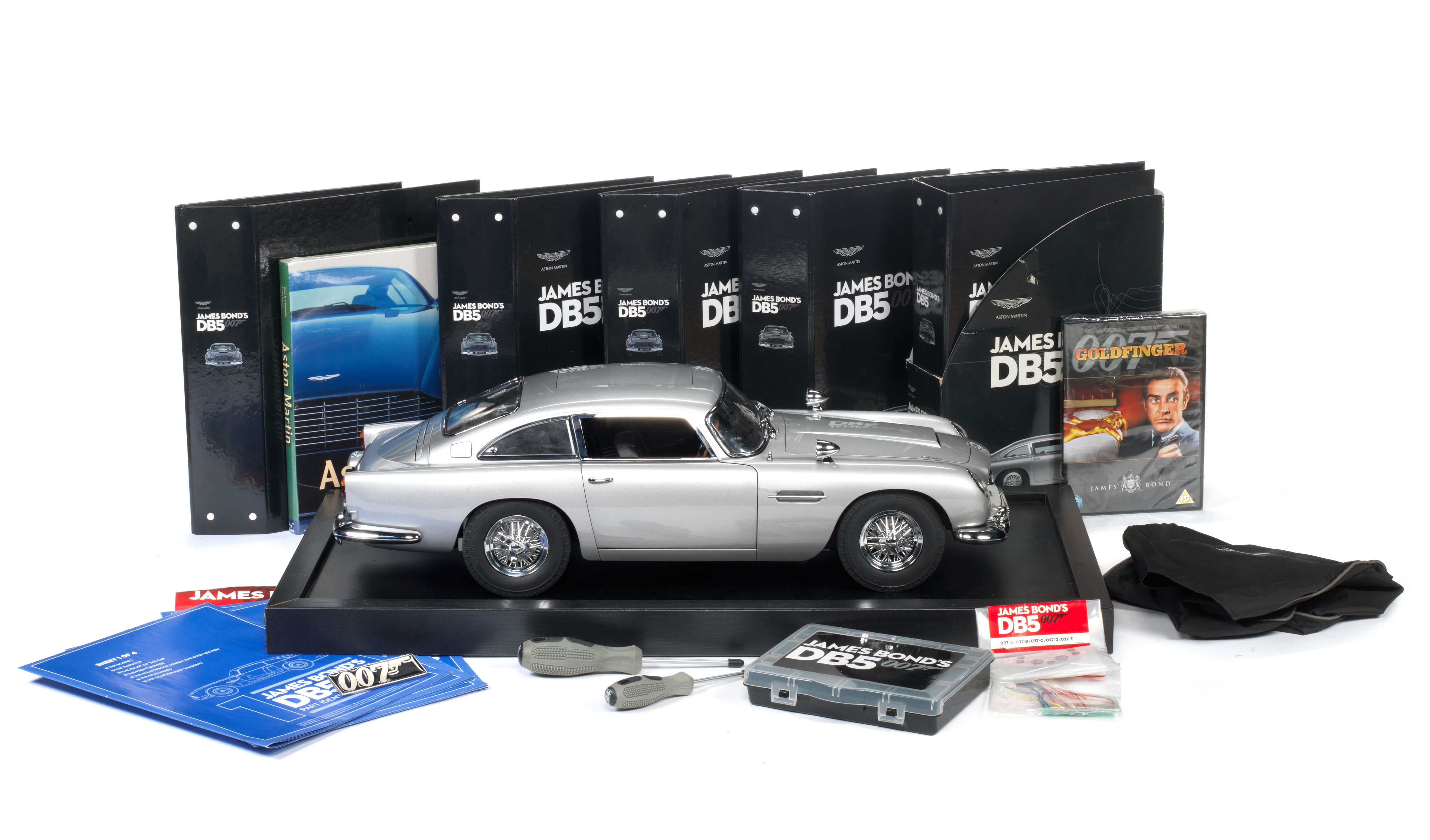 Bonhams Cars : A FINELY DETAILED 1:8 SCALE MODEL OF THE JAMES BOND ...