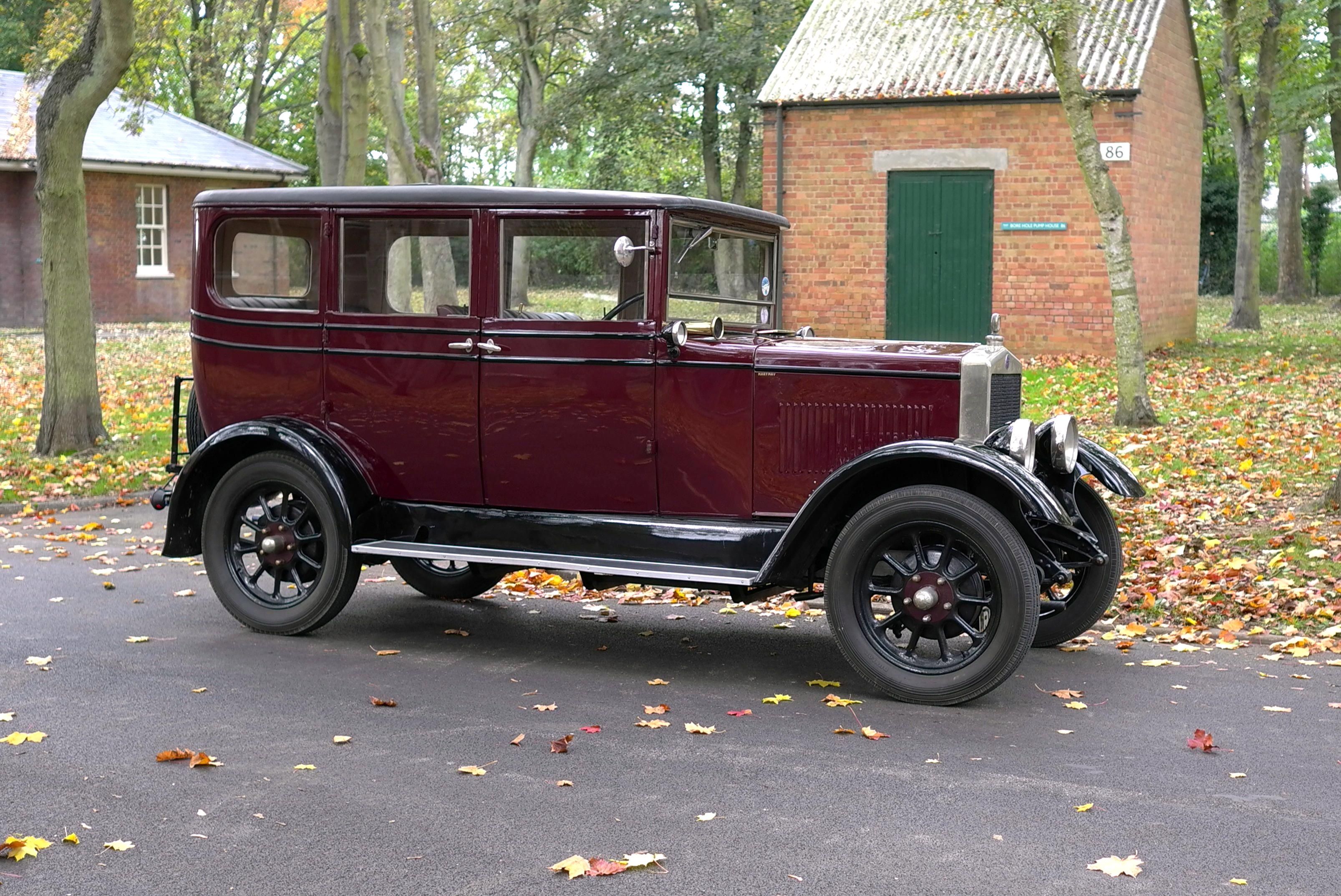 Bonhams Cars : 1927 Morris Oxford Oxford 13.9hp Saloon Chassis no ...