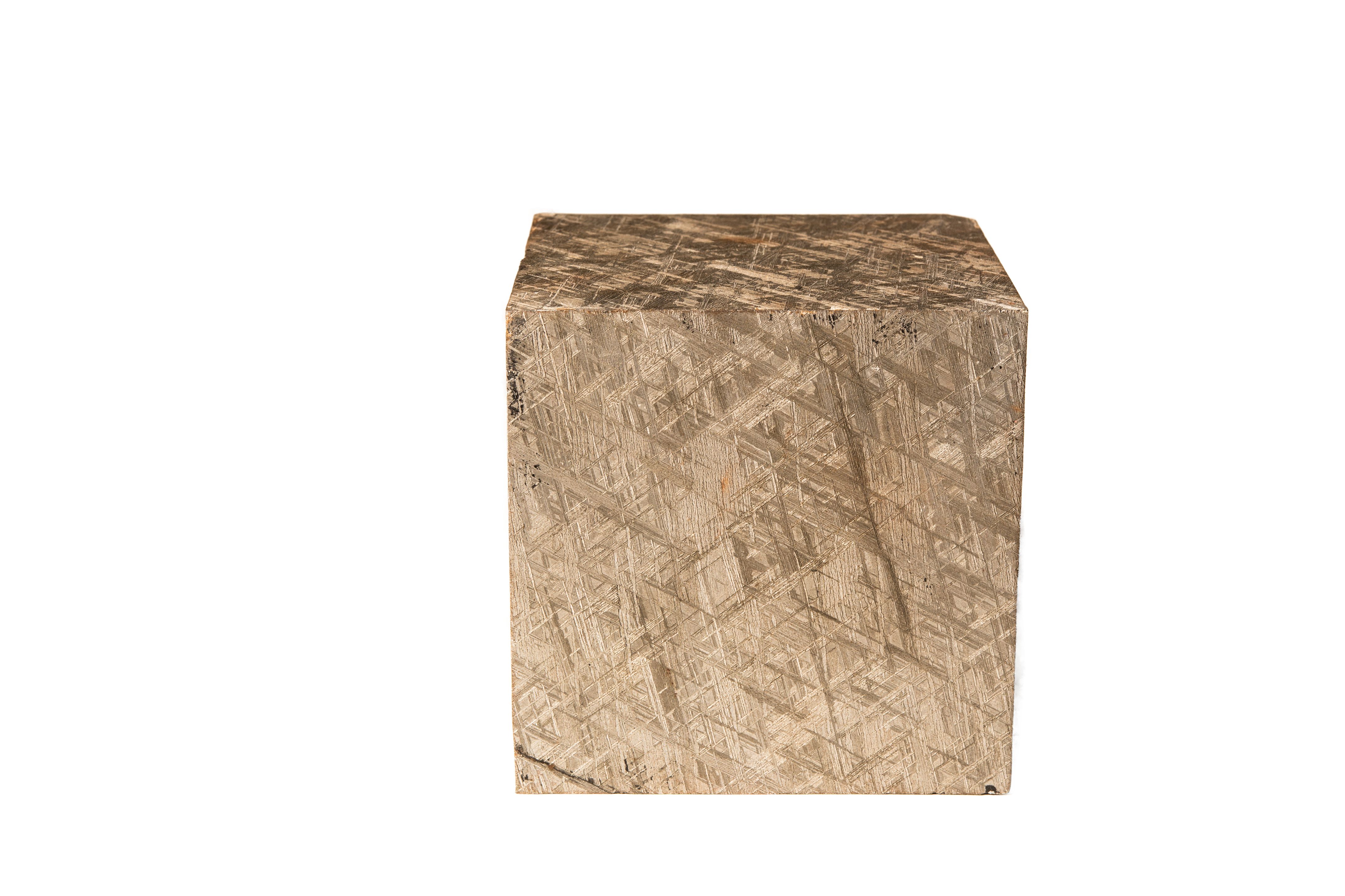 Bonhams : A Meteorite Block with Widmanstätten pattern