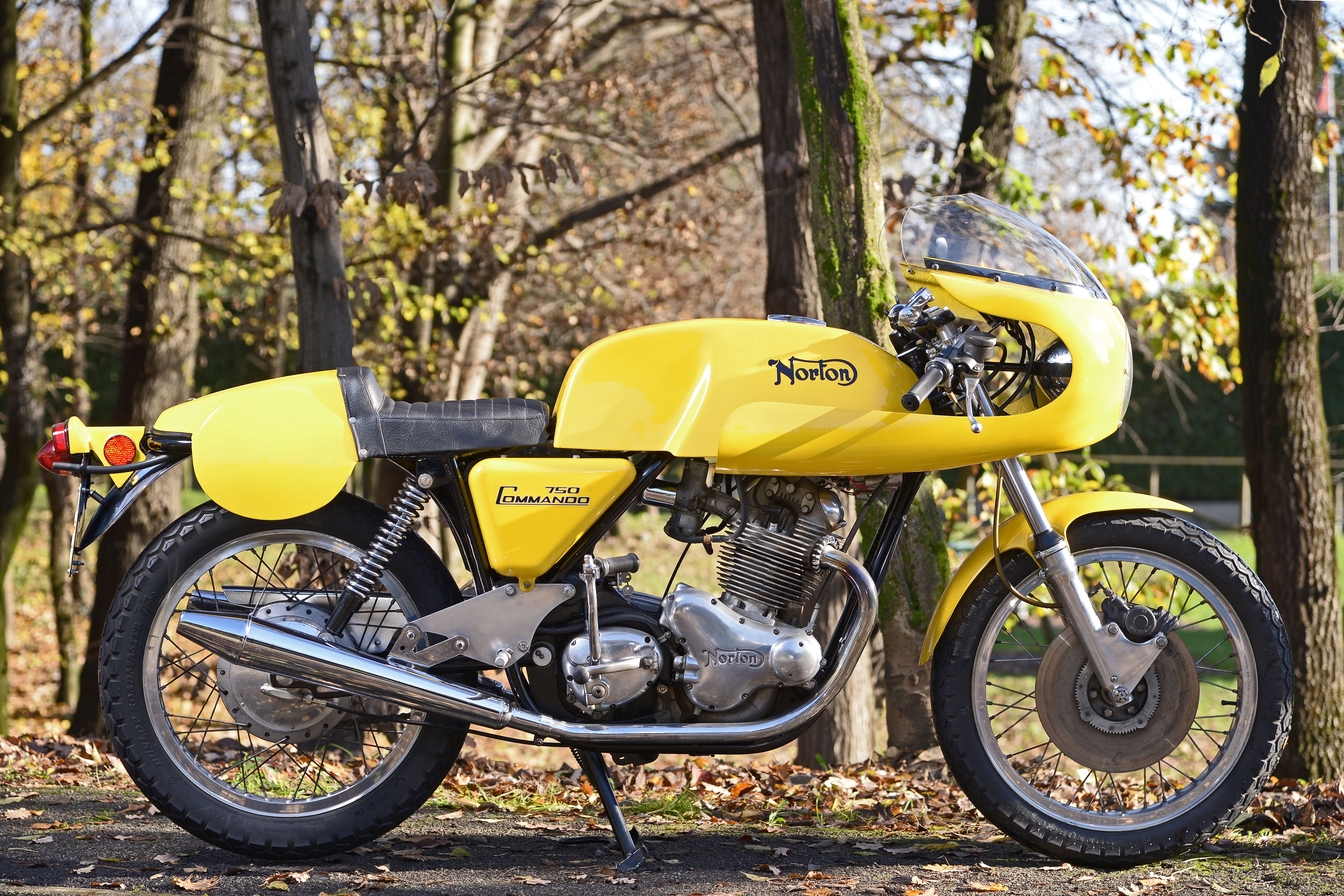Bonhams Cars : Norton Commando 745cc Production Racer 1971 Frame no ...
