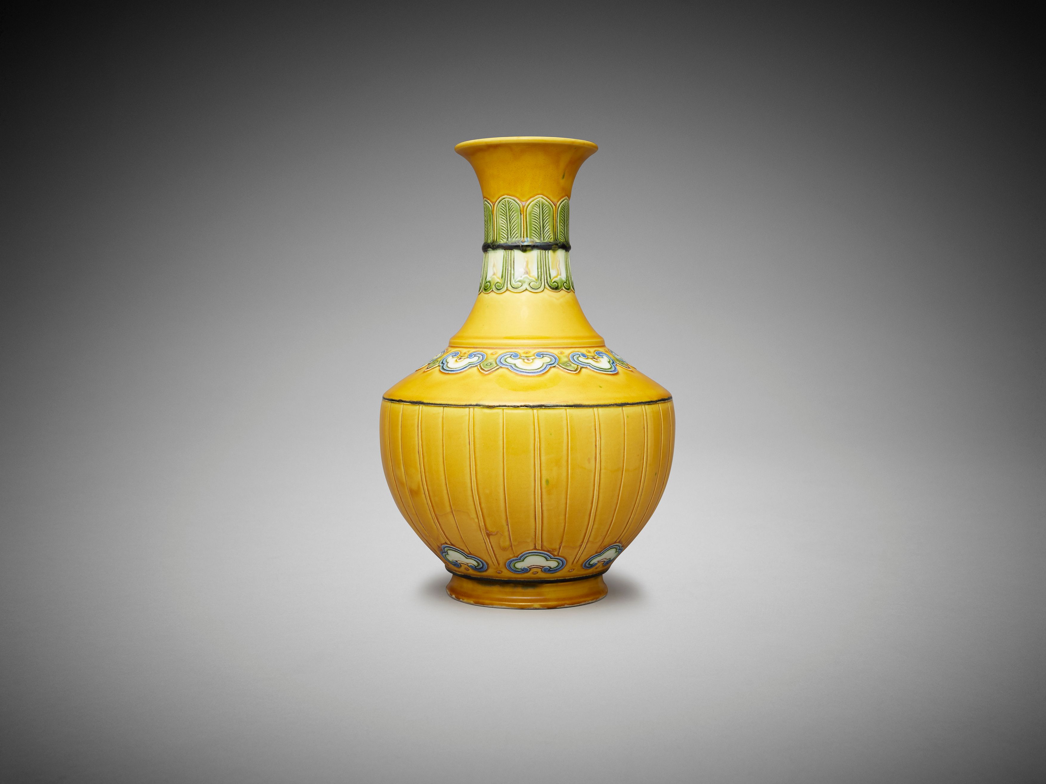 Bonhams : A Chinese polychrome 'ruyi' vase Qianlong six-character ...