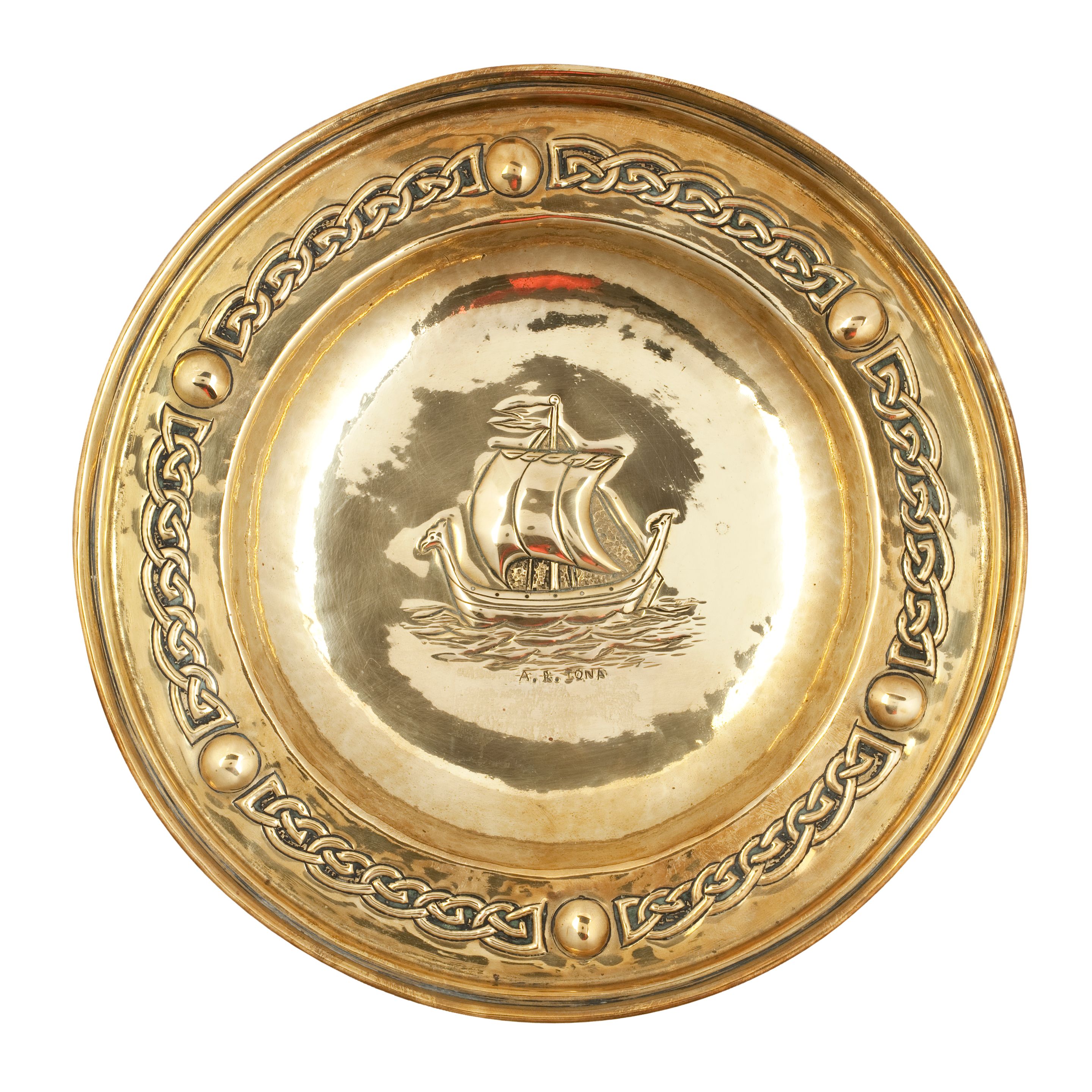 Bonhams : Alexander Ritchie of Iona (1856 - 1941) a Circular dish