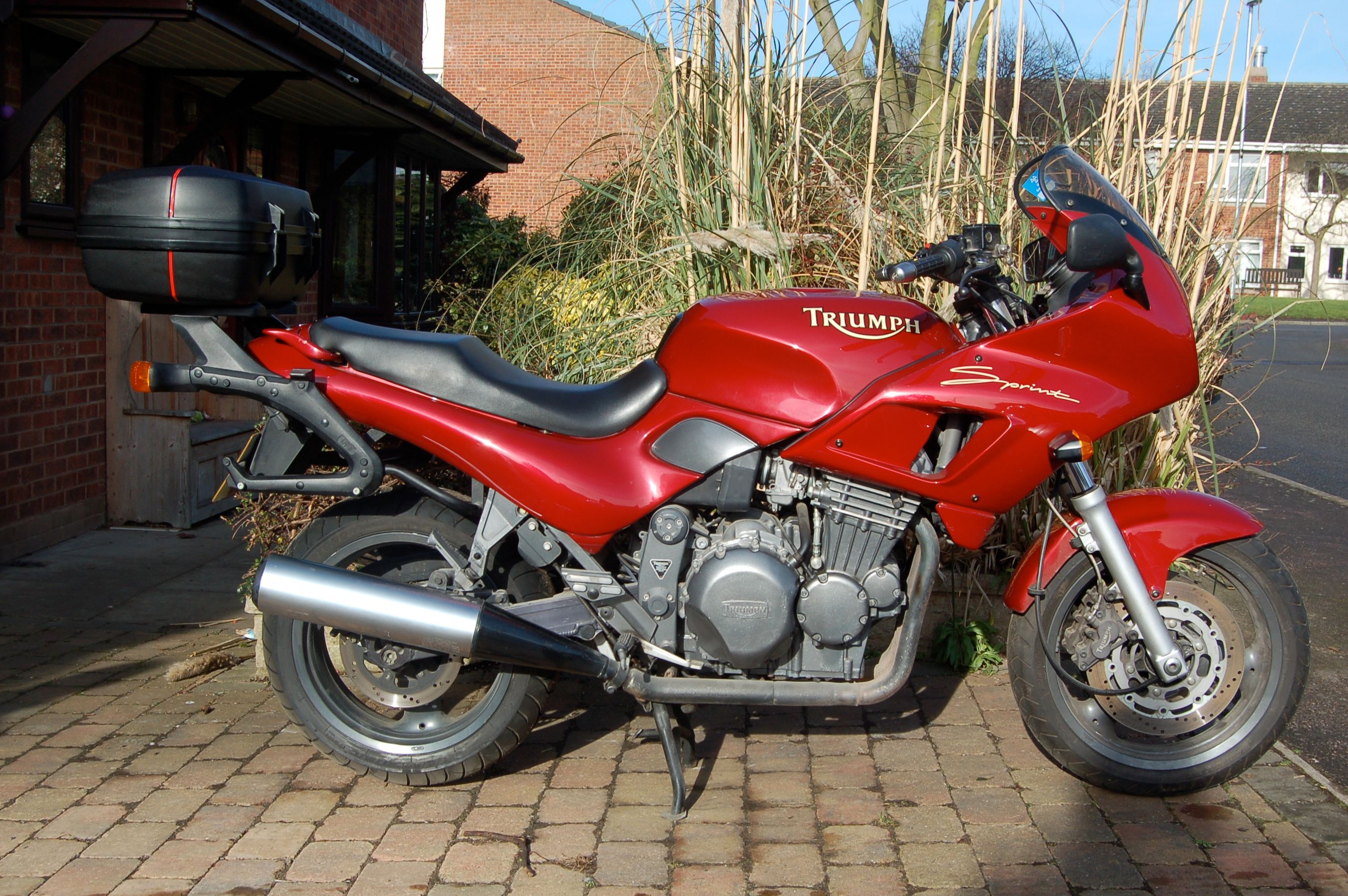 Bonhams Cars : 1996 Triumph 885cc Sprint 900 Frame no. SM TTC 362 DMT ...
