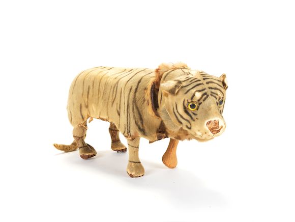 Bonhams : A Roullet & Decamps clockwork pouncing Tiger
