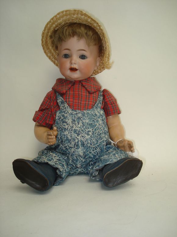Bonhams : Simon & Halbig 122 bisque head baby