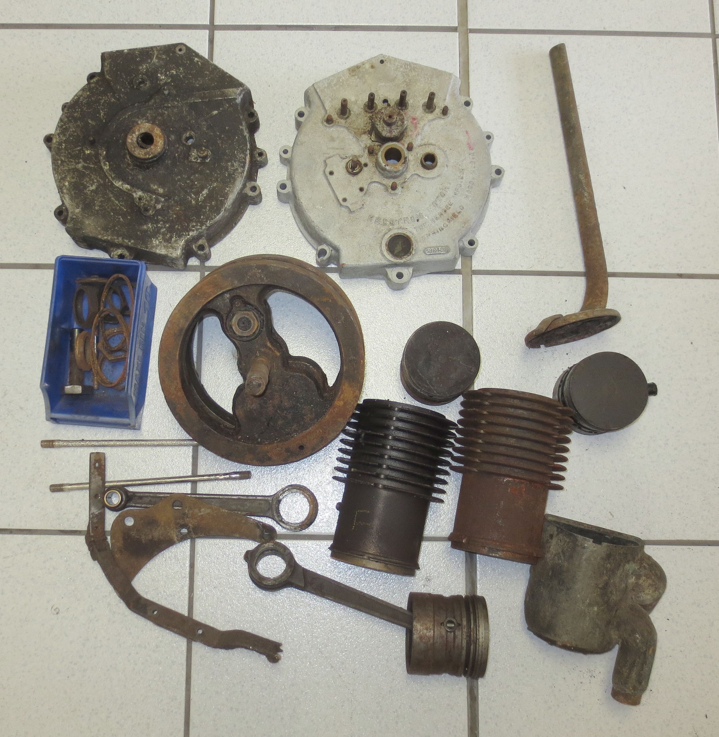 Bonhams Cars : Indian 'V' Twin Model 'E' Engine parts,