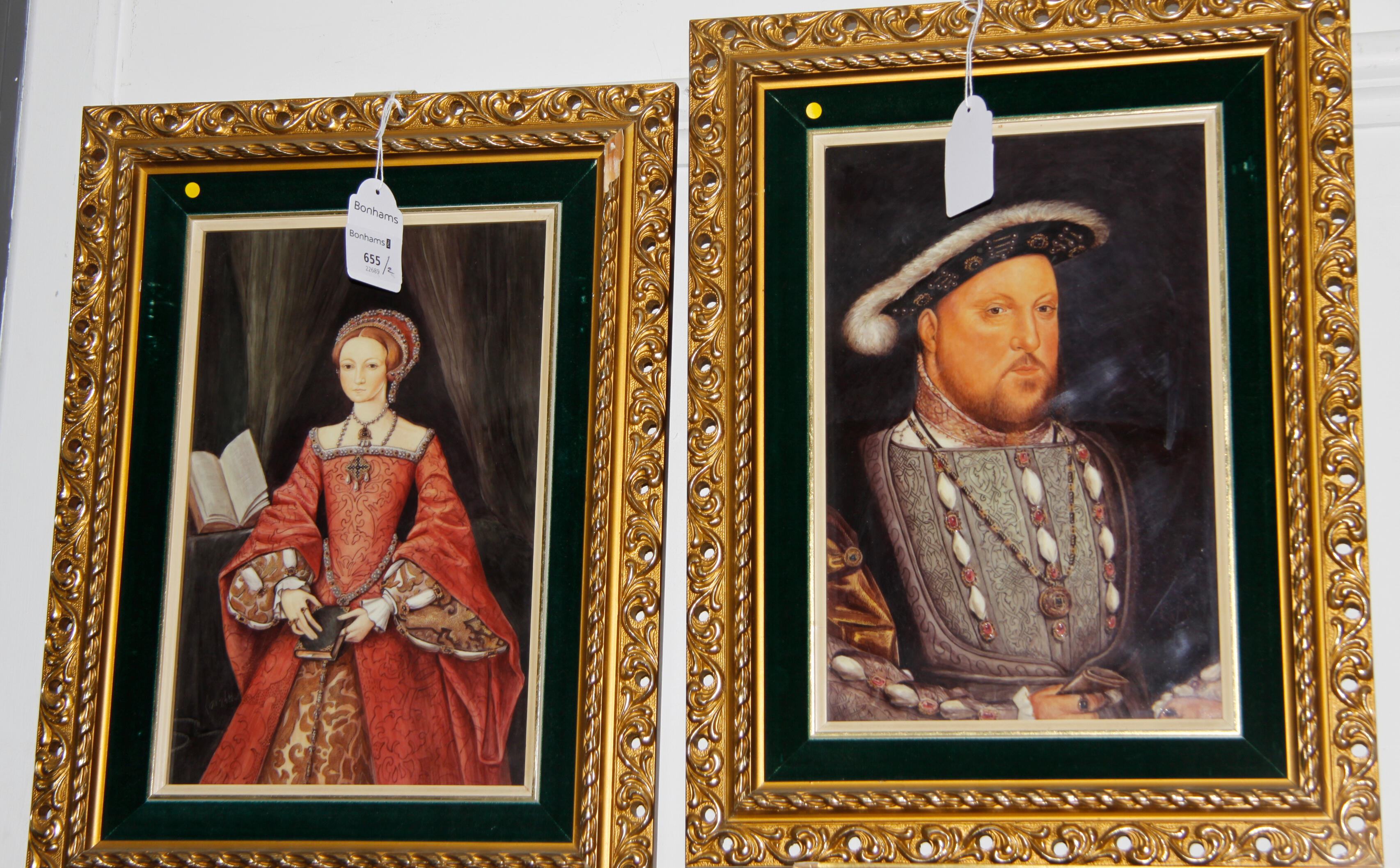 Bonhams : A pair of ceramic plaques by Leighton Maybury depicting portraits of Henry VIII and ...