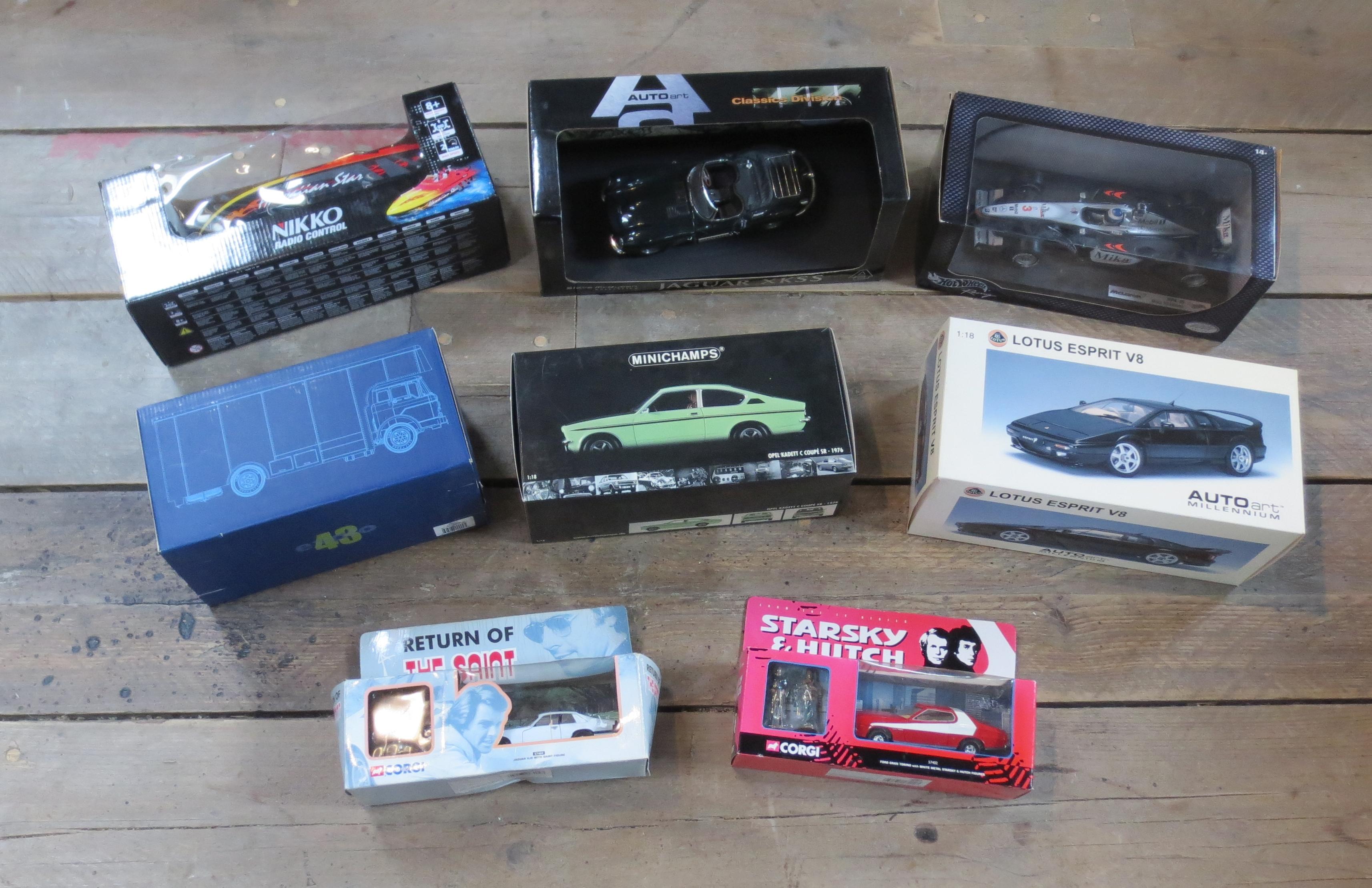 Bonhams Cars Assorted Boxed Model Cars 8