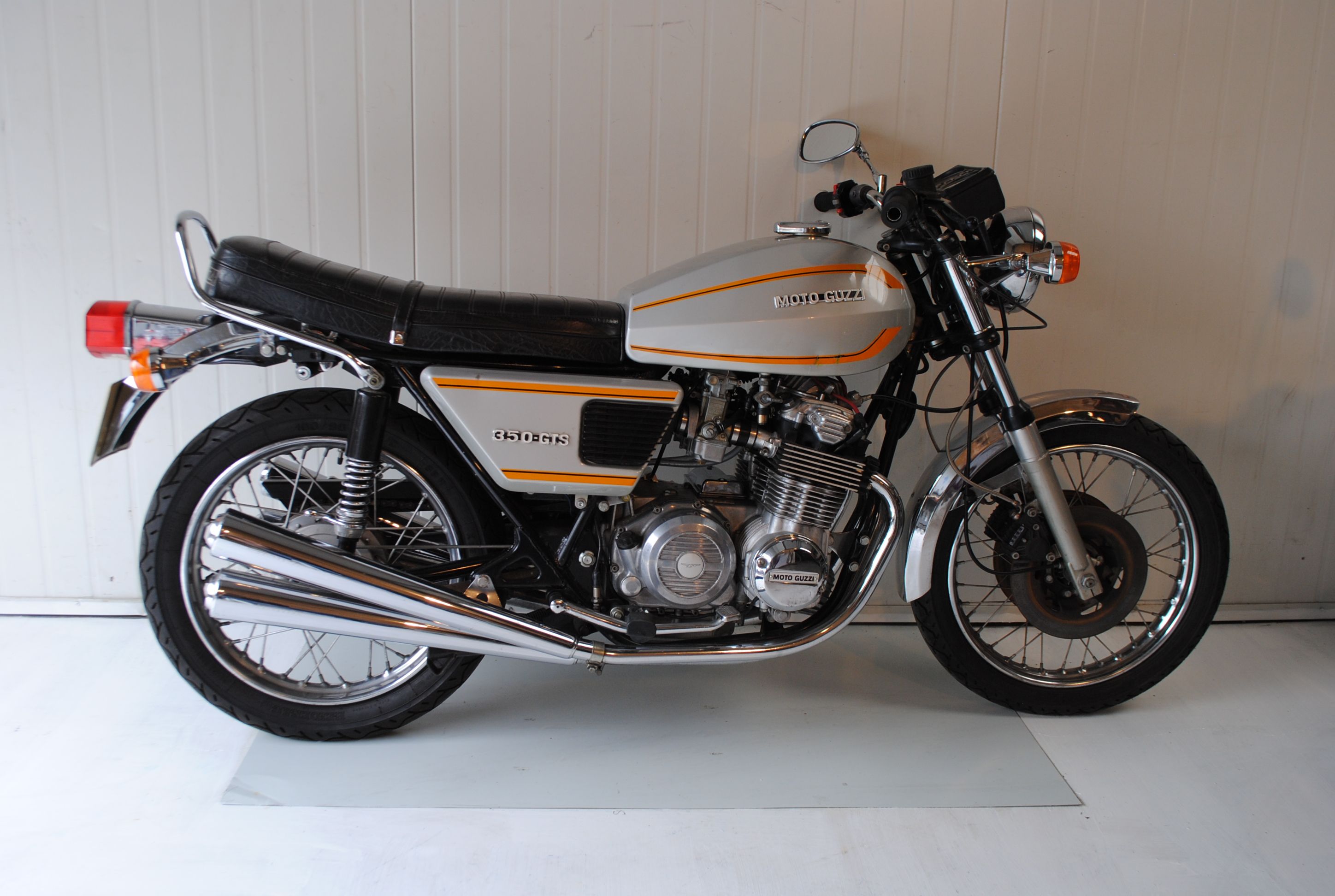 Bonhams Cars : 1979 Moto Guzzi 350 GTS Frame no. 13811 Engine no. 012880