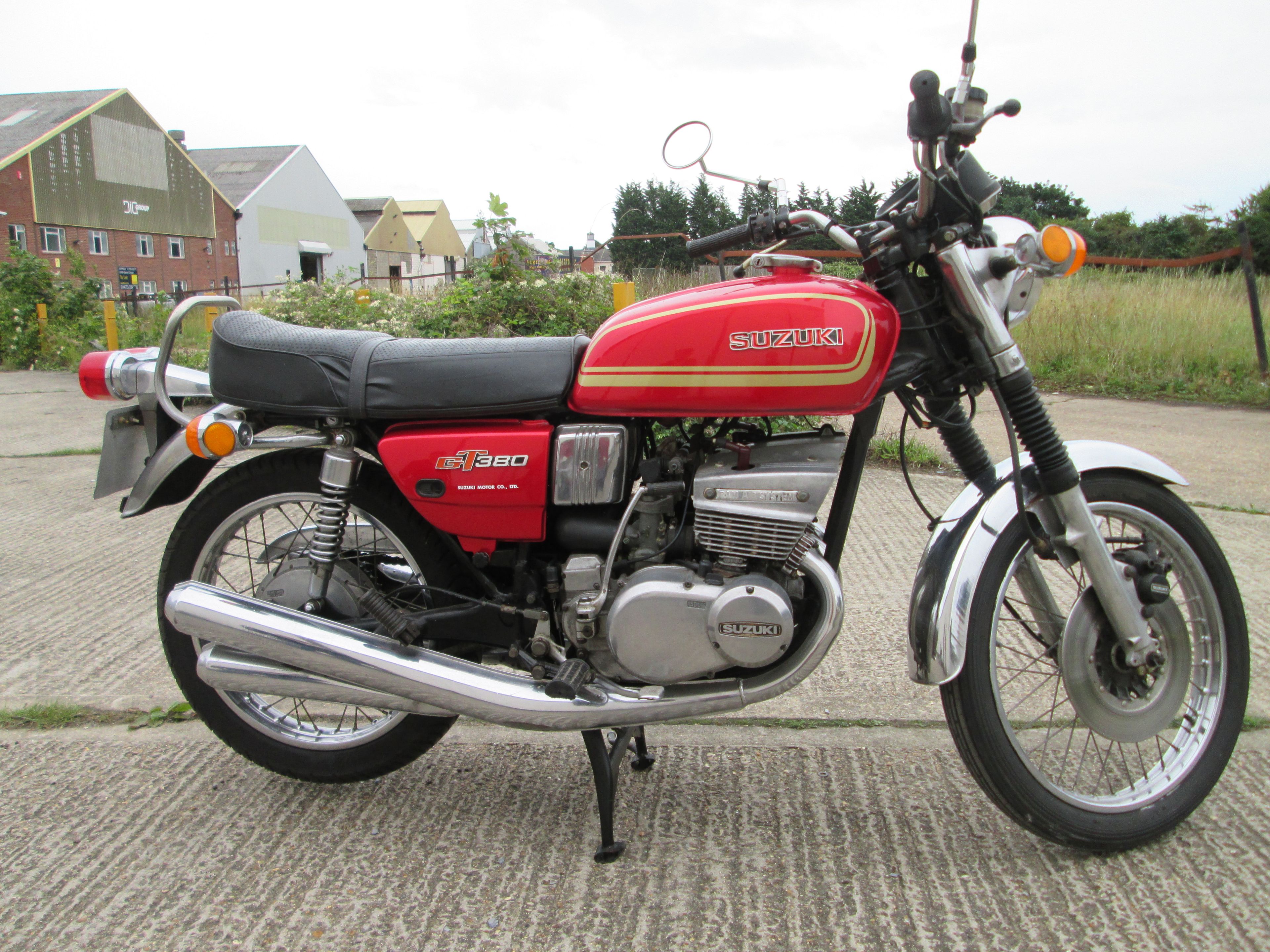 Bonhams Cars : 1976 Suzuki GT380 Frame no. 86372 Engine no. 97228
