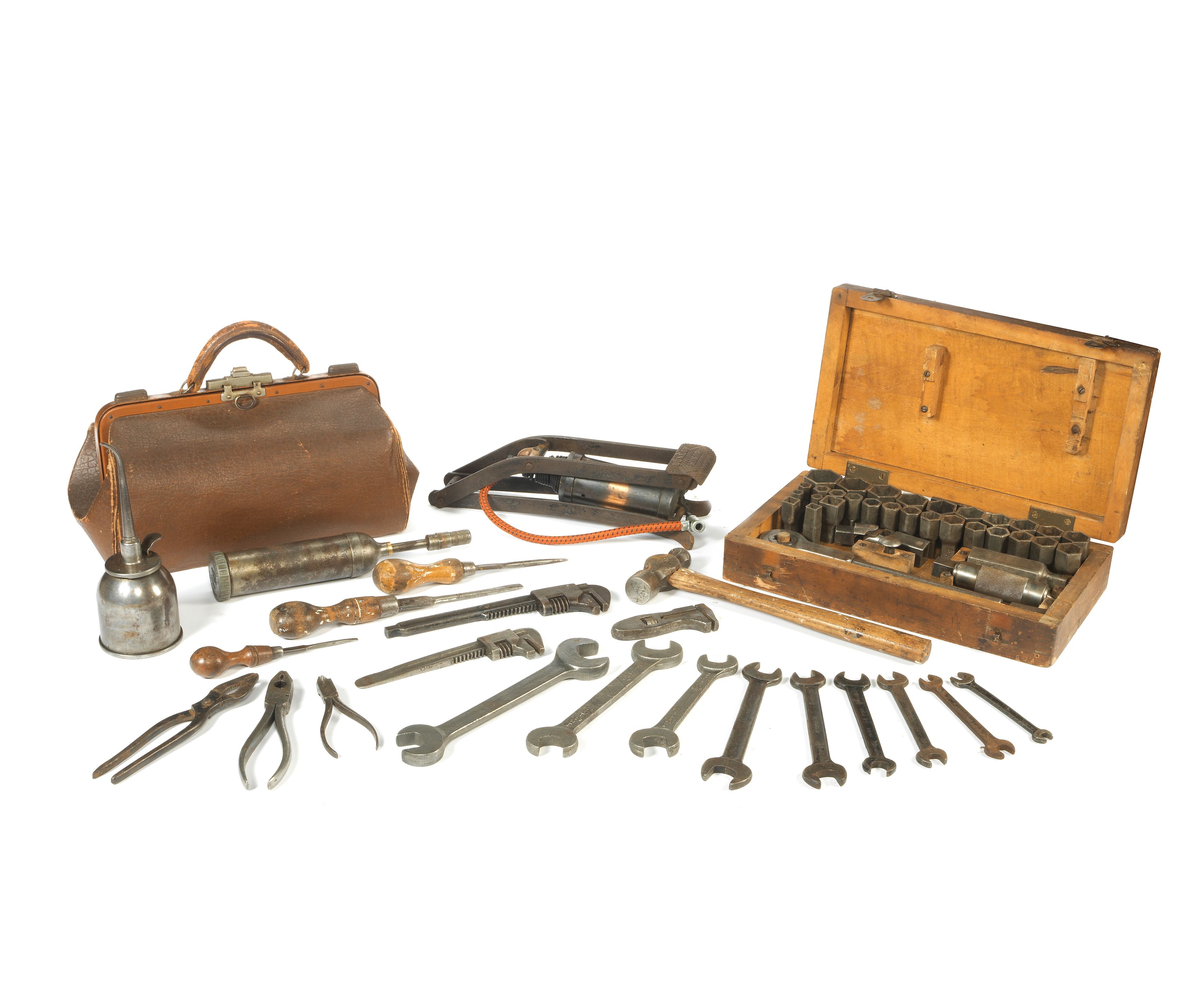 Bonhams Cars : Assorted Veteran tools and a Starrett socket set, ((Qty))