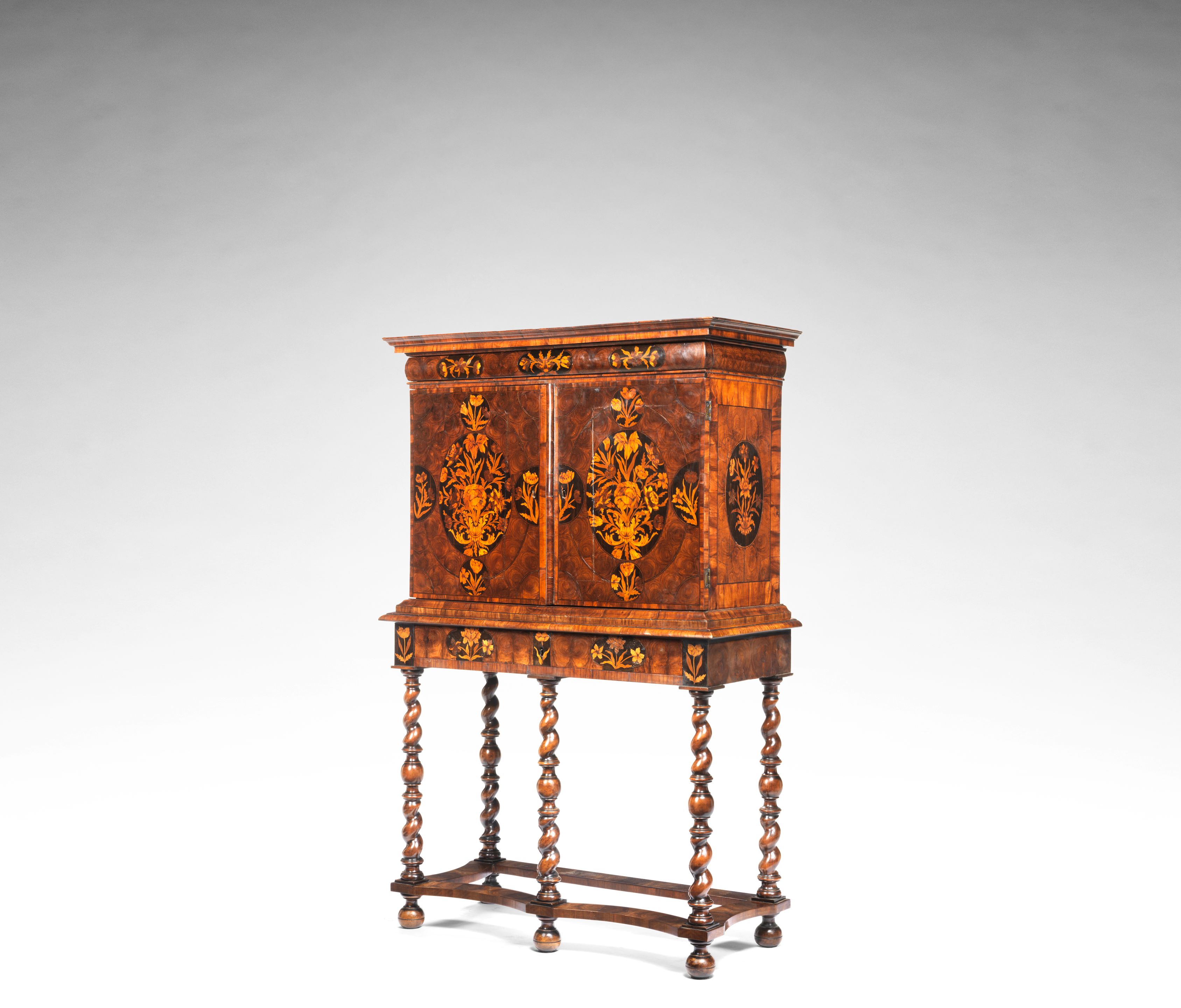 Bonhams : A William and Mary walnut oyster veneered, crossbanded ...