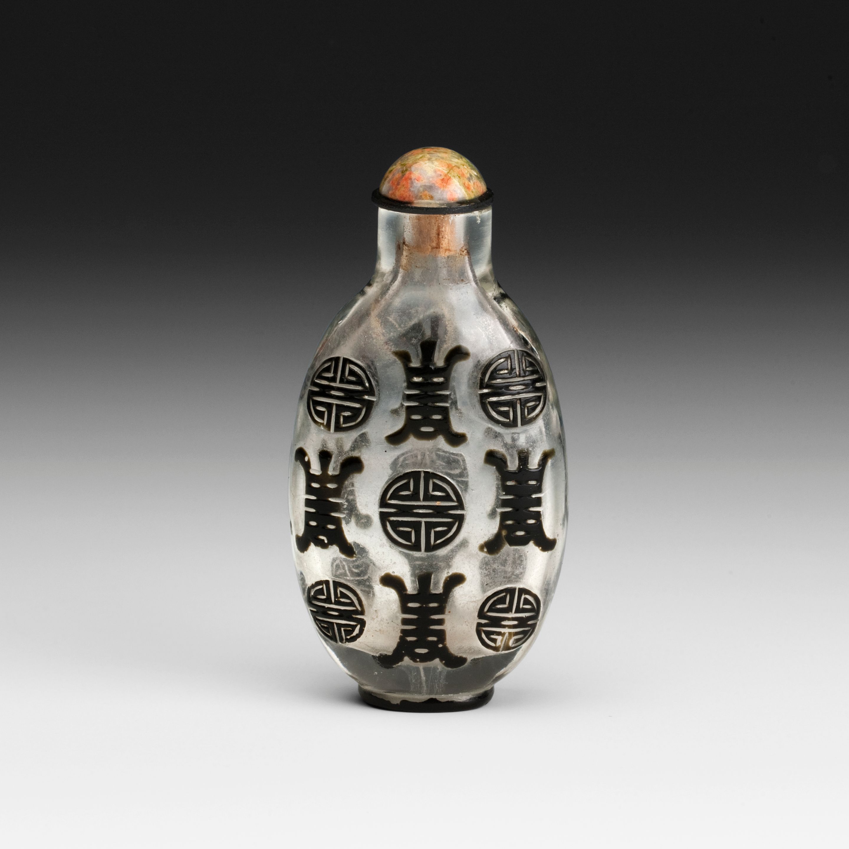 Bonhams : An overlay glass snuff bottle Early 19th century
