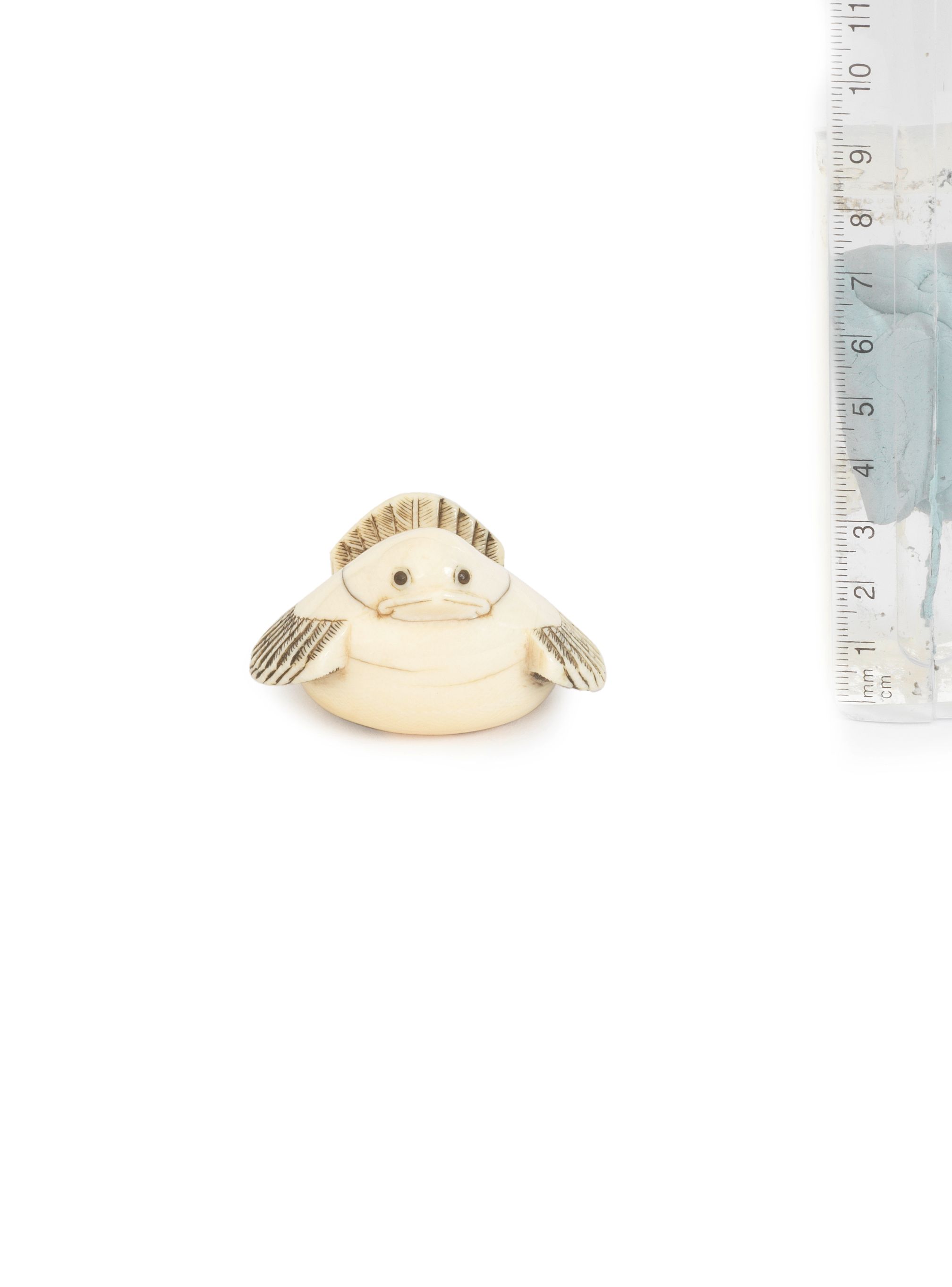 Bonhams : An ivory netsuke of a stylised sparrow After Masanao of Kyoto ...