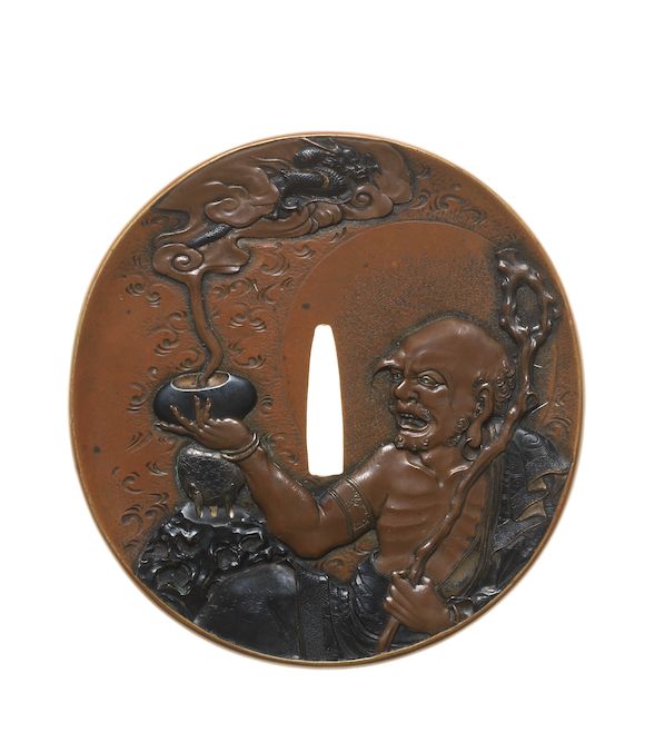 Bonhams : A large copper tsuba By Tsuneyasu, Meiji era (1868-1912) (2)