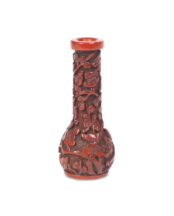 Bonhams : A rare carved cinnabar lacquer tool vase 16th century (2)