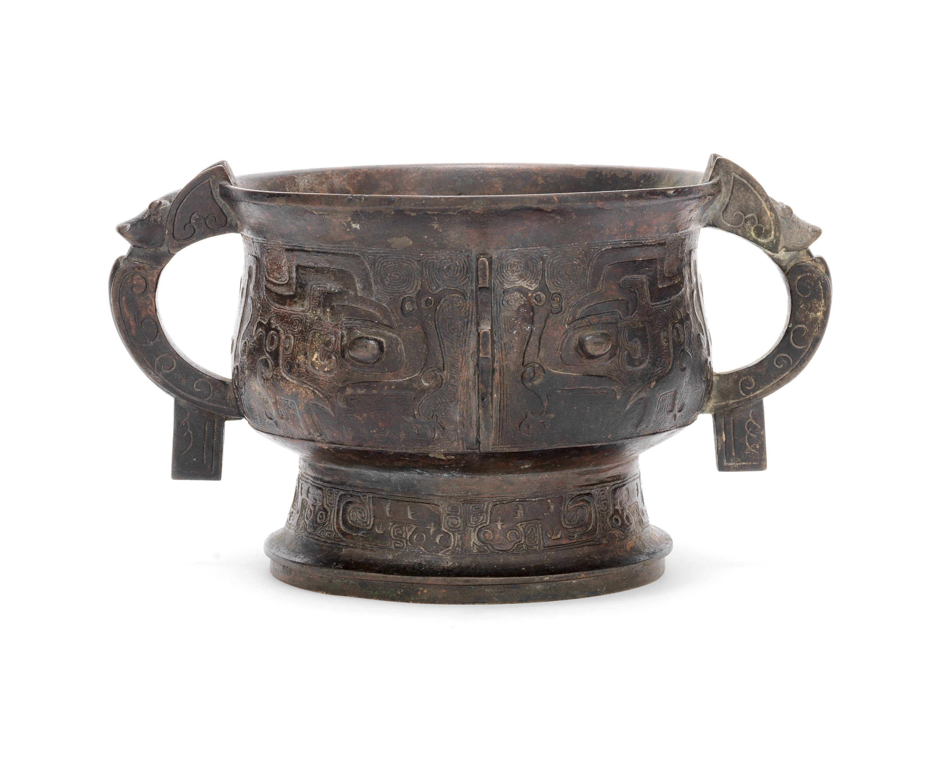 Bonhams : An archaistic bronze ritual food vessel, gui 17th century
