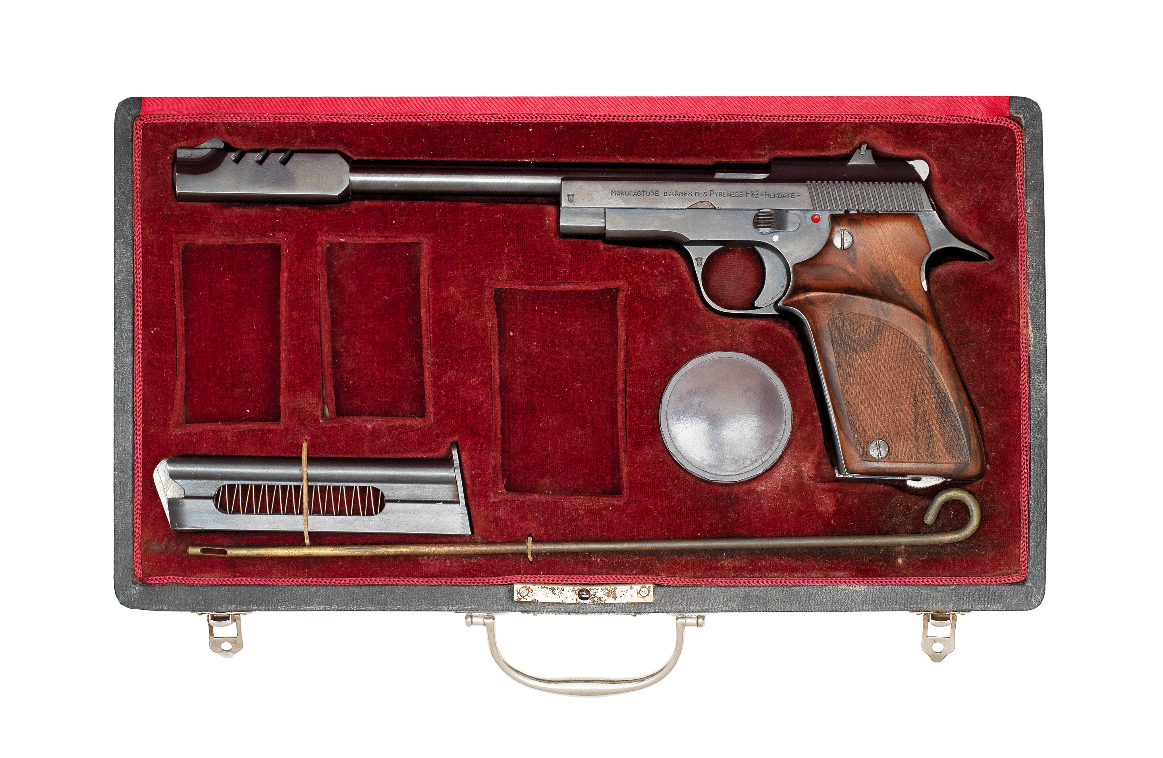 Bonhams : A .22(L.R.) 'Unique Mod/D.4' semi-automatic target pistol by ...
