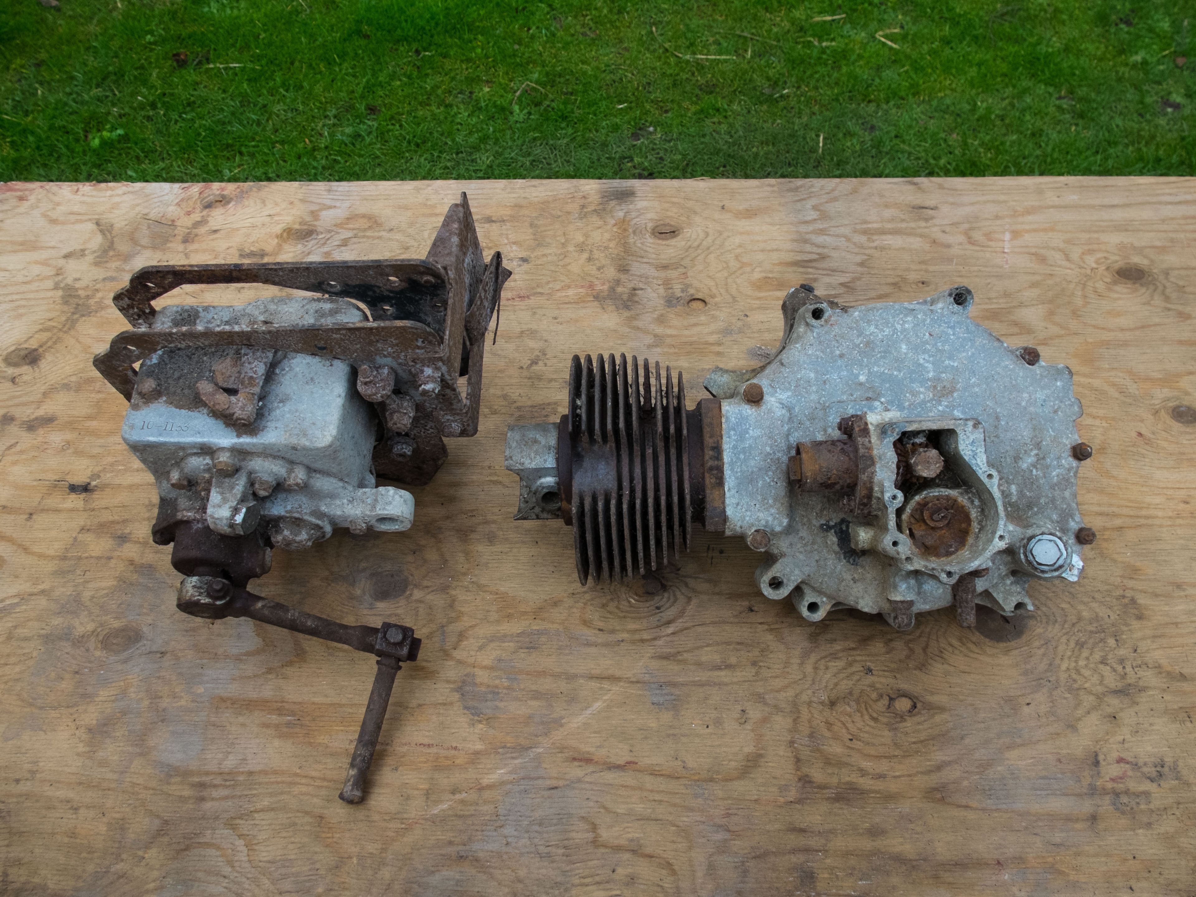 Bonhams Cars : A c.1947 Velocette KSS Mark II engine,