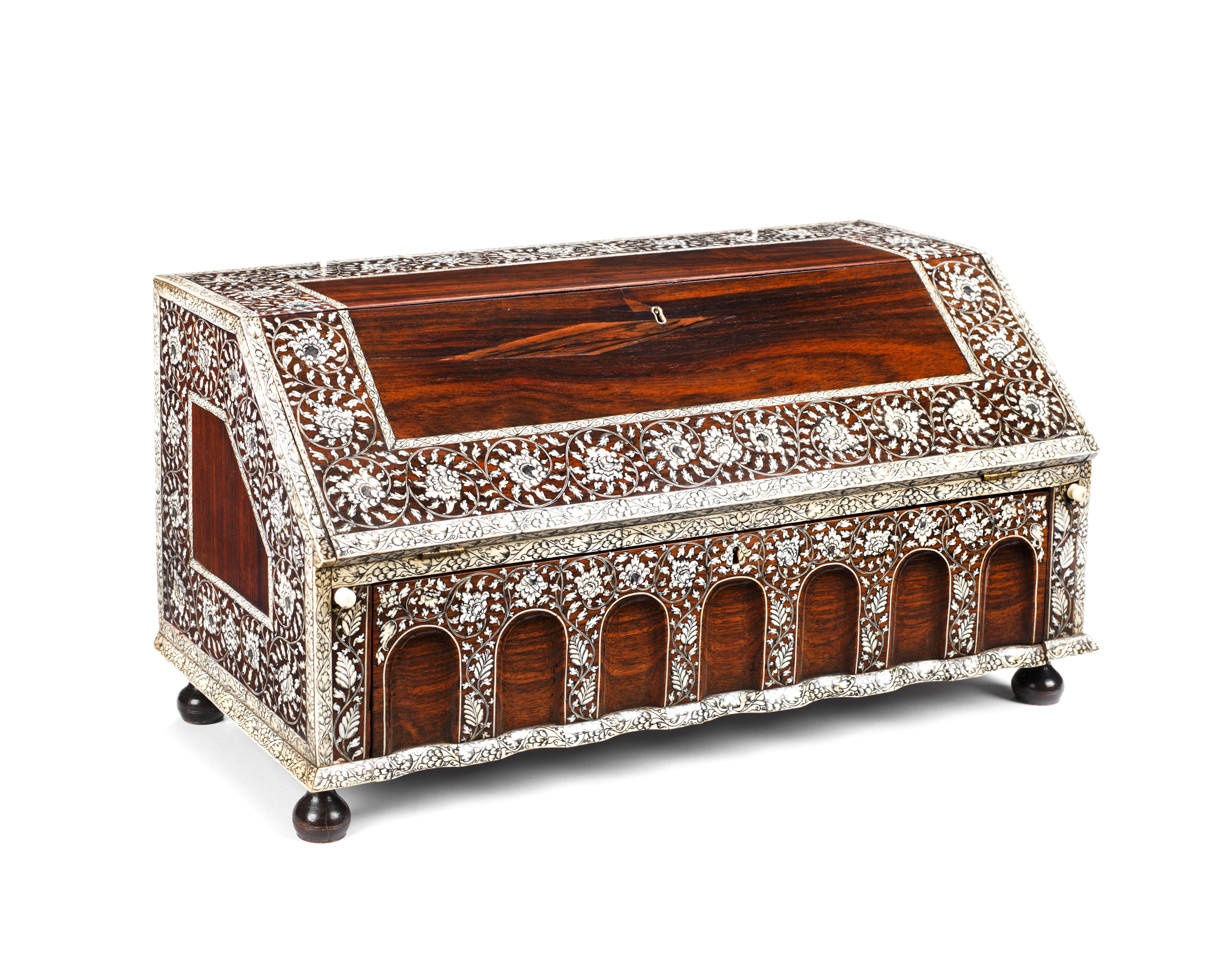 Bonhams : A mid 18th century Anglo Indian Vizagapatam rosewood and ...