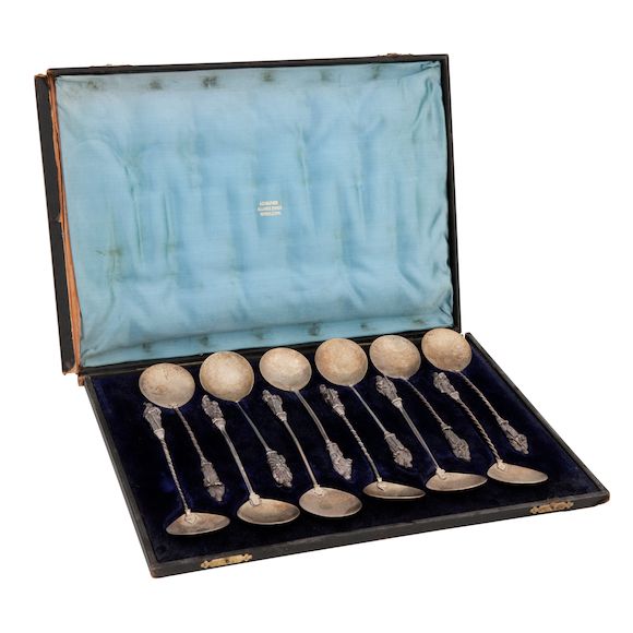 Bonhams : A cased set of twelve silver gilt apostle type spoons by R&HB ...